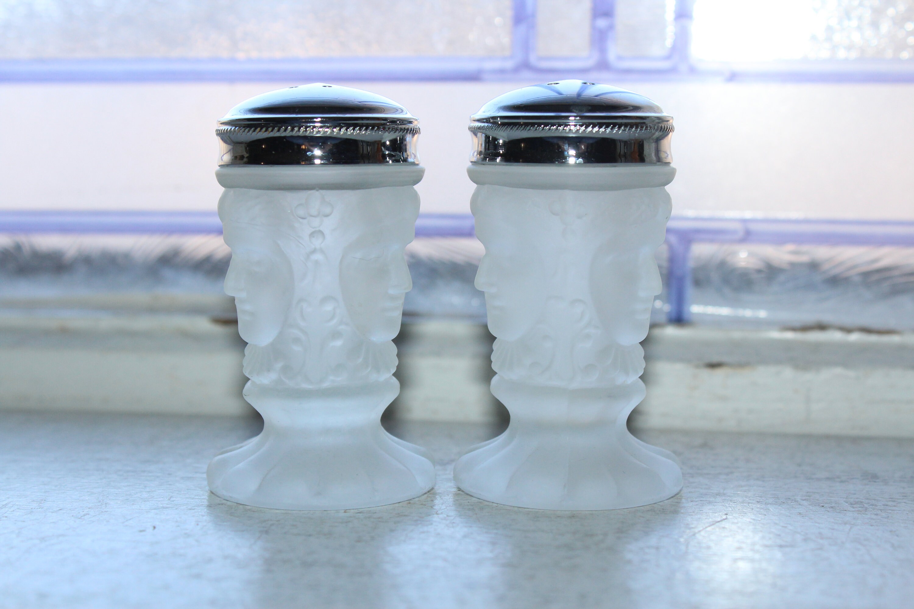 MMA Frosted Glass 3 Faces Salt and Pepper Shakers Duncan Miller