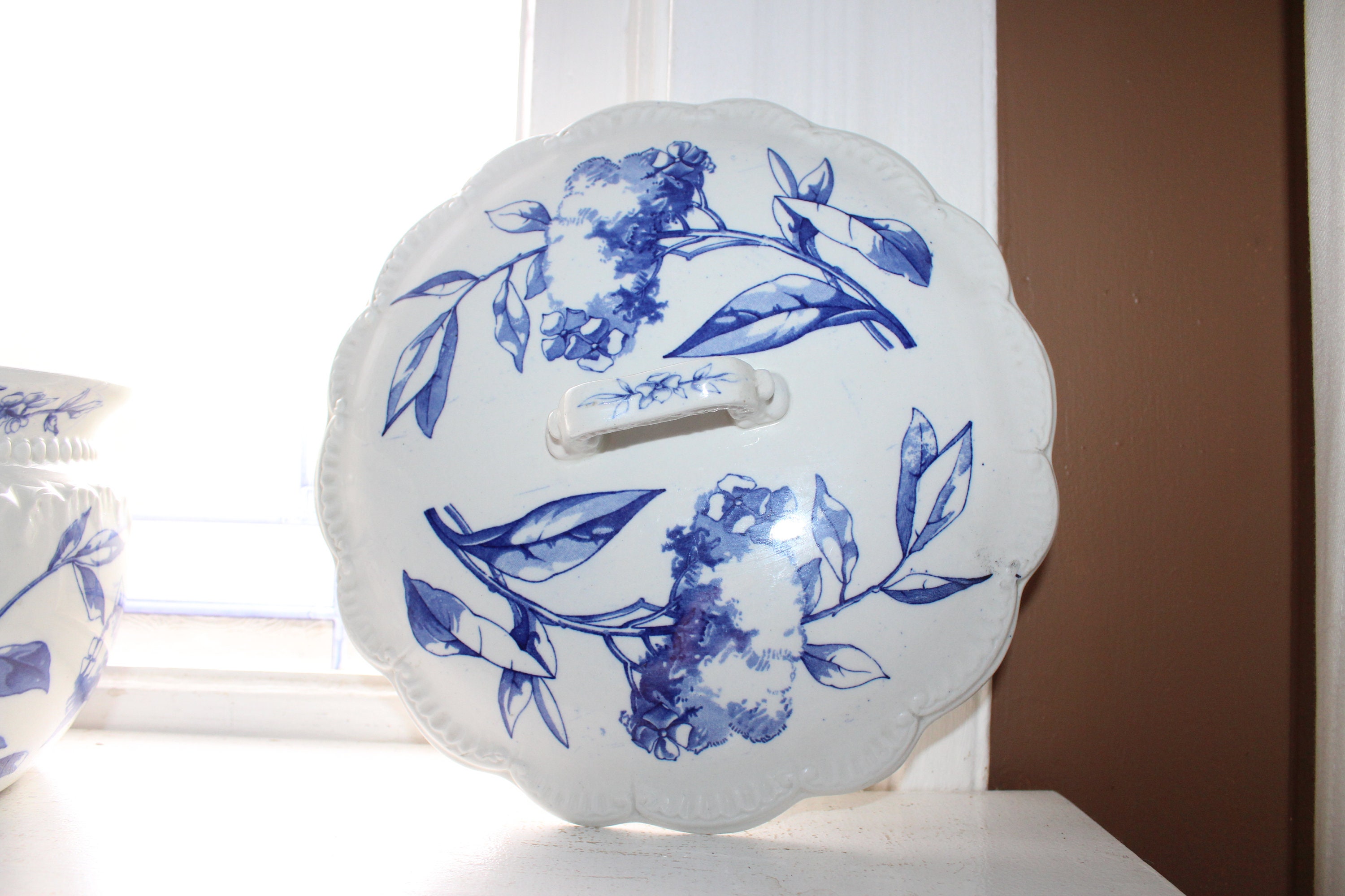 Antique Victorian Chamber Pot 1800s Blue & White Ridgways Chartley