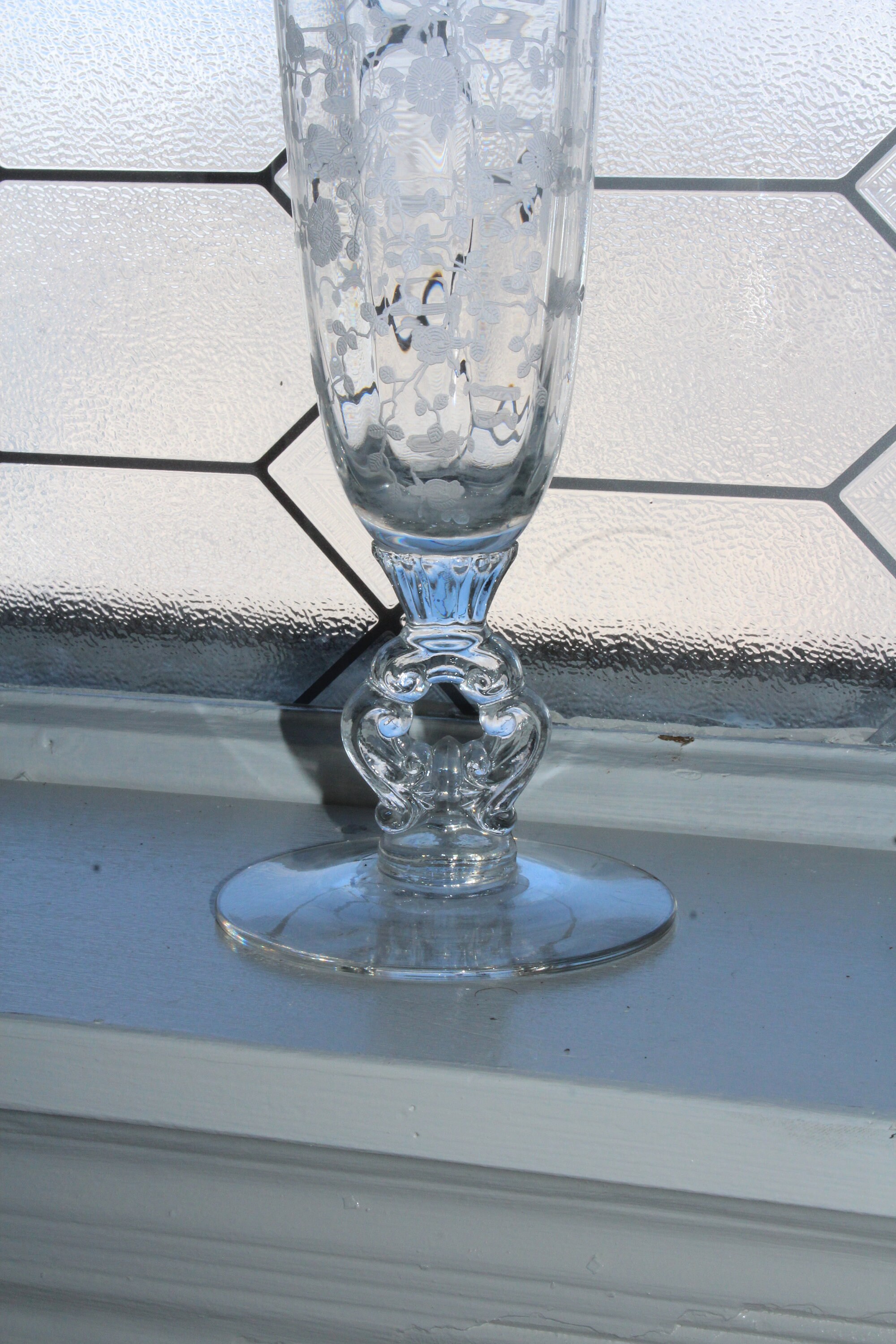 Cambridge Glass Rose Point Vase Keyhole Stem 12