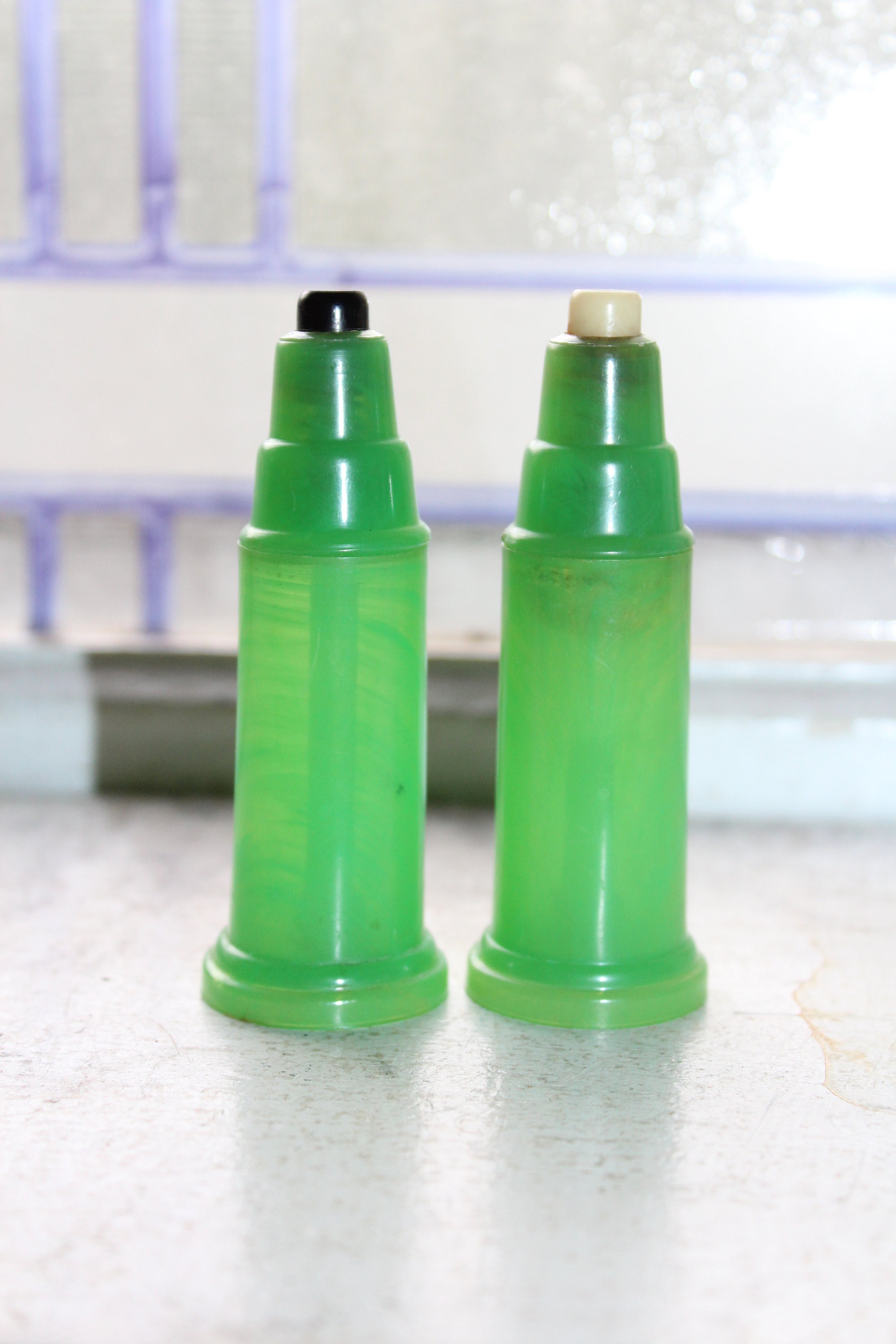 Vintage Art Deco Salt and Pepper Shakers Green Push Button Skyscraper