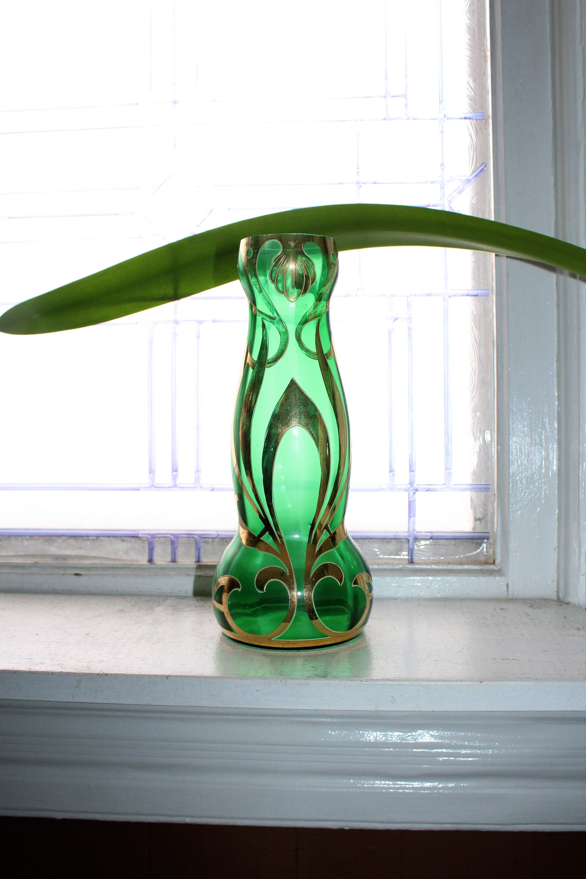 Antique Art Nouveau Glass Vase Emerald Green With Gold Antique Art Nouveau Glass Vase Emerald Green With Gold