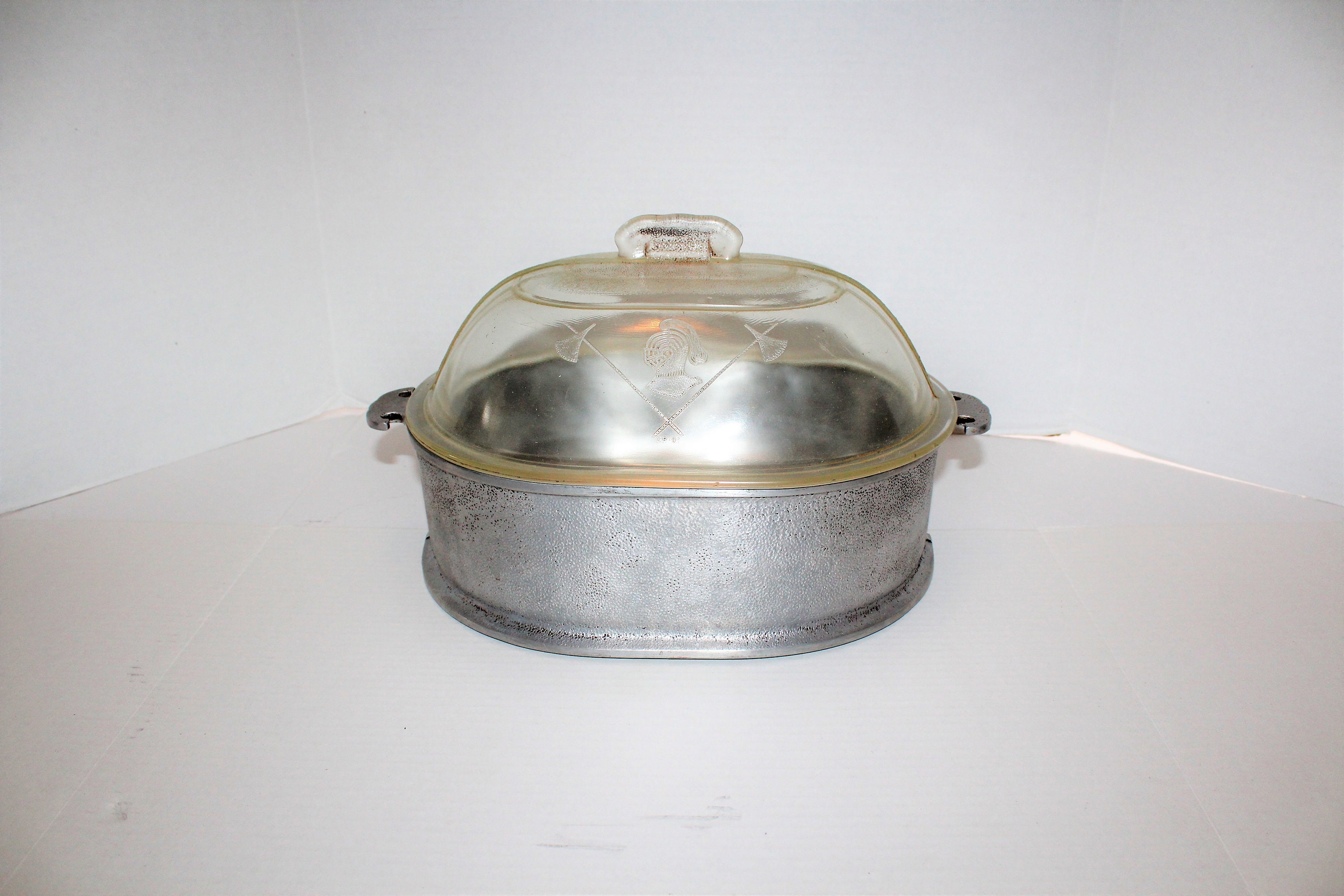 Guardian Service Large 12 Roaster with Glass Lid Vintage 1940s