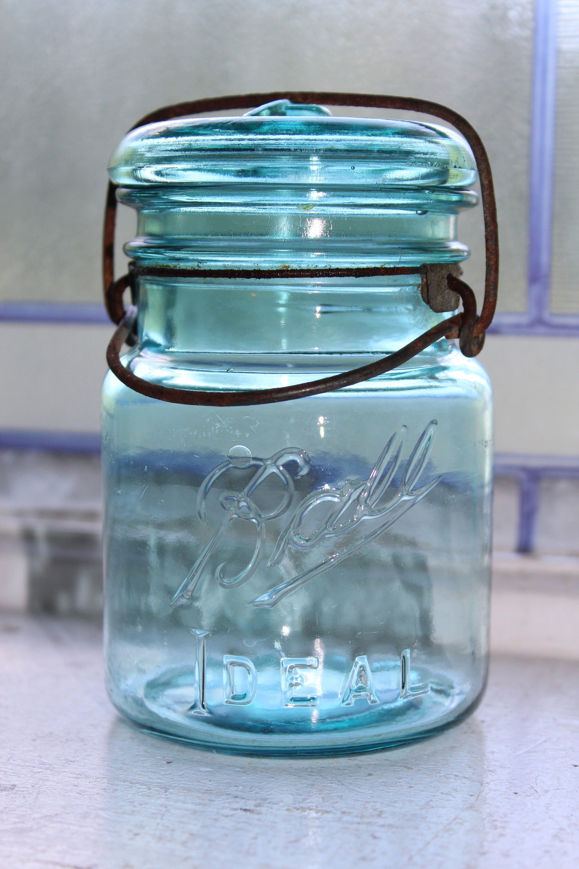 Vintage Blue Ball Ideal Jar Pint Mason With Glass Lid 1910 To 1923 Vintage Blue Ball Ideal Jar Pint Mason With Glass Lid 1910 To 1923