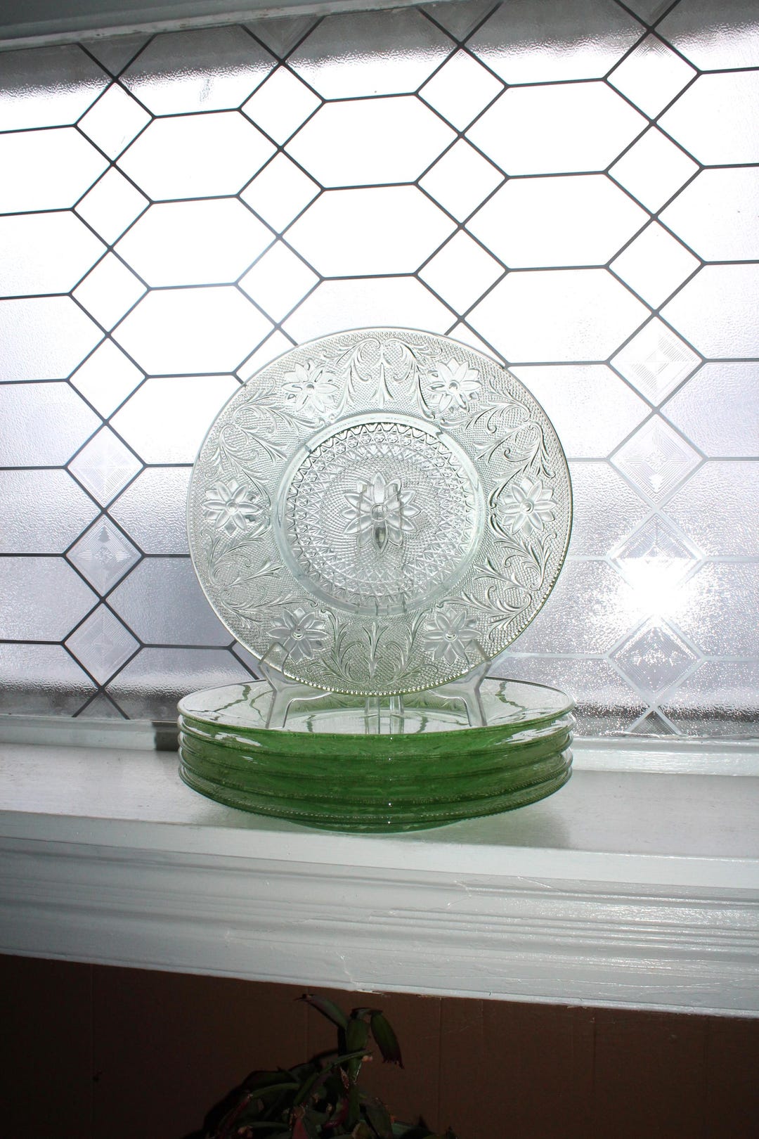 Chantilly Green Tiara Sandwich Glass 6 Dinner Plates - Etsy