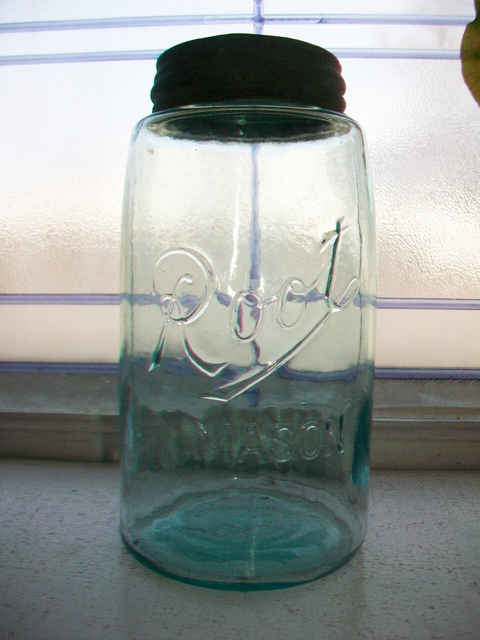 Blue Root Mason Jar Quart with Zinc Lid Antique 1900s