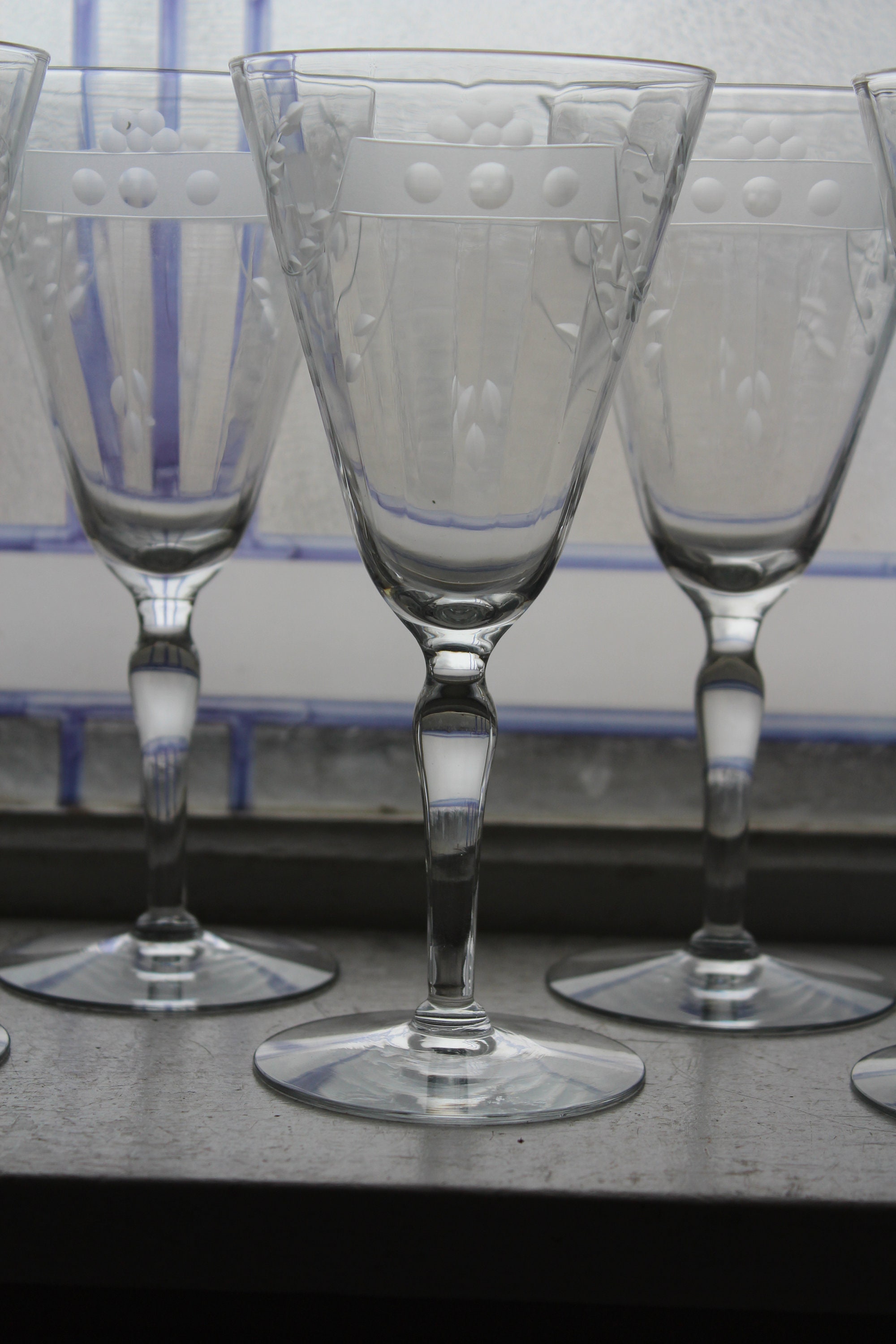 7 Art Deco Etched Glass Wine Glasses Vintage 1930s