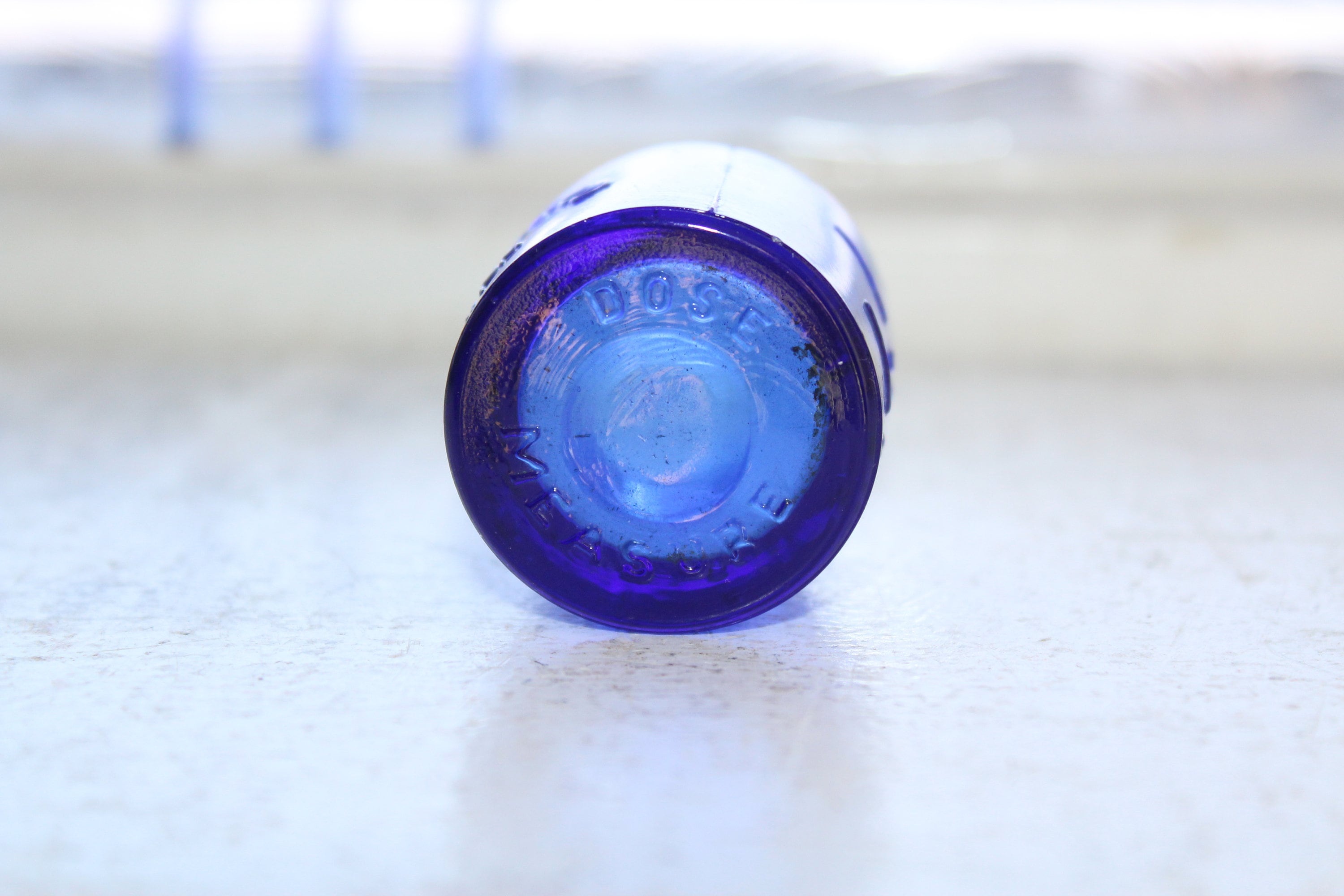 Antique Dose Measuring Cup W R Warner & Co Cobalt Blue Glass