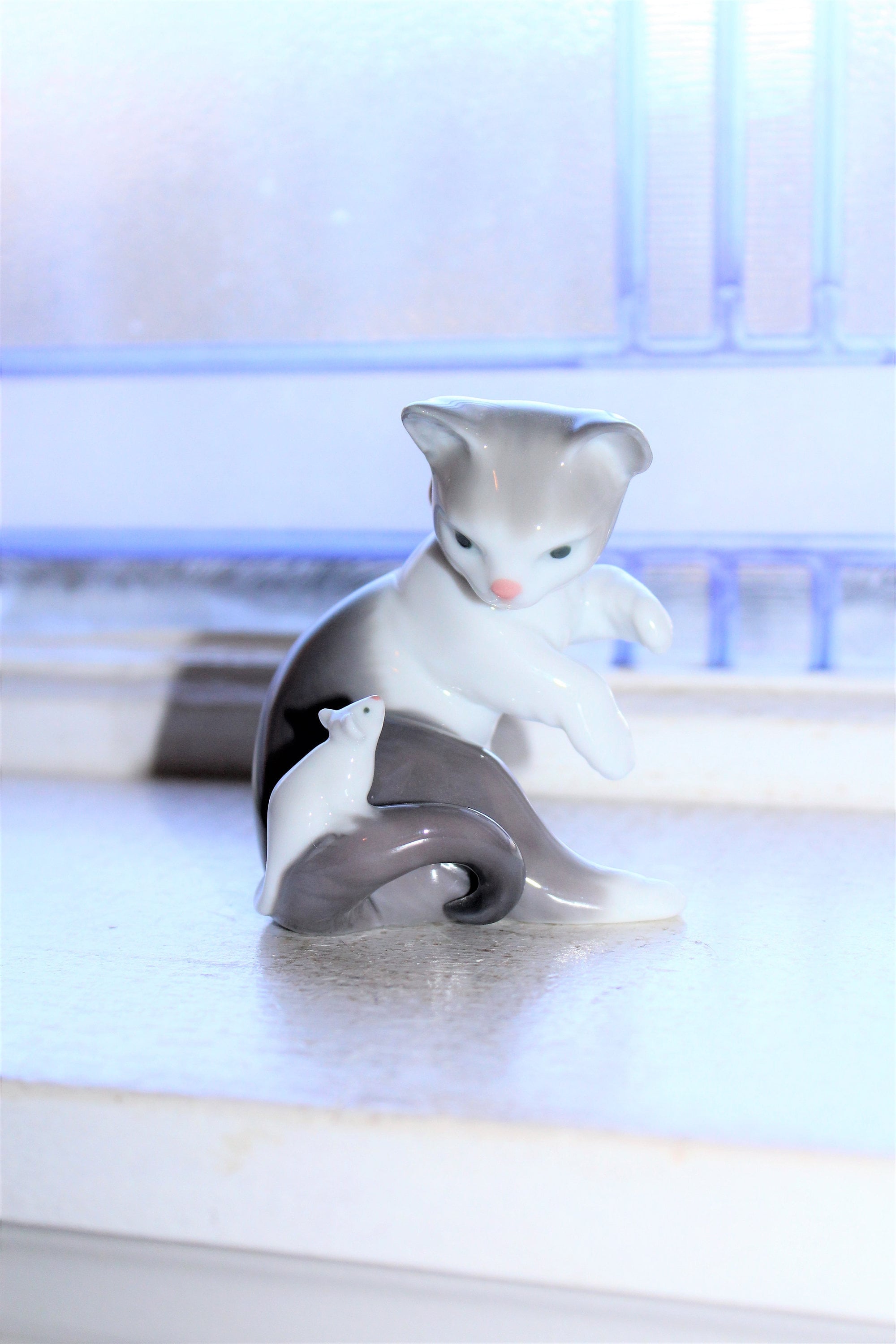 Lladro Porcelain Figurine Cat and Mouse Kitten Figure #5236