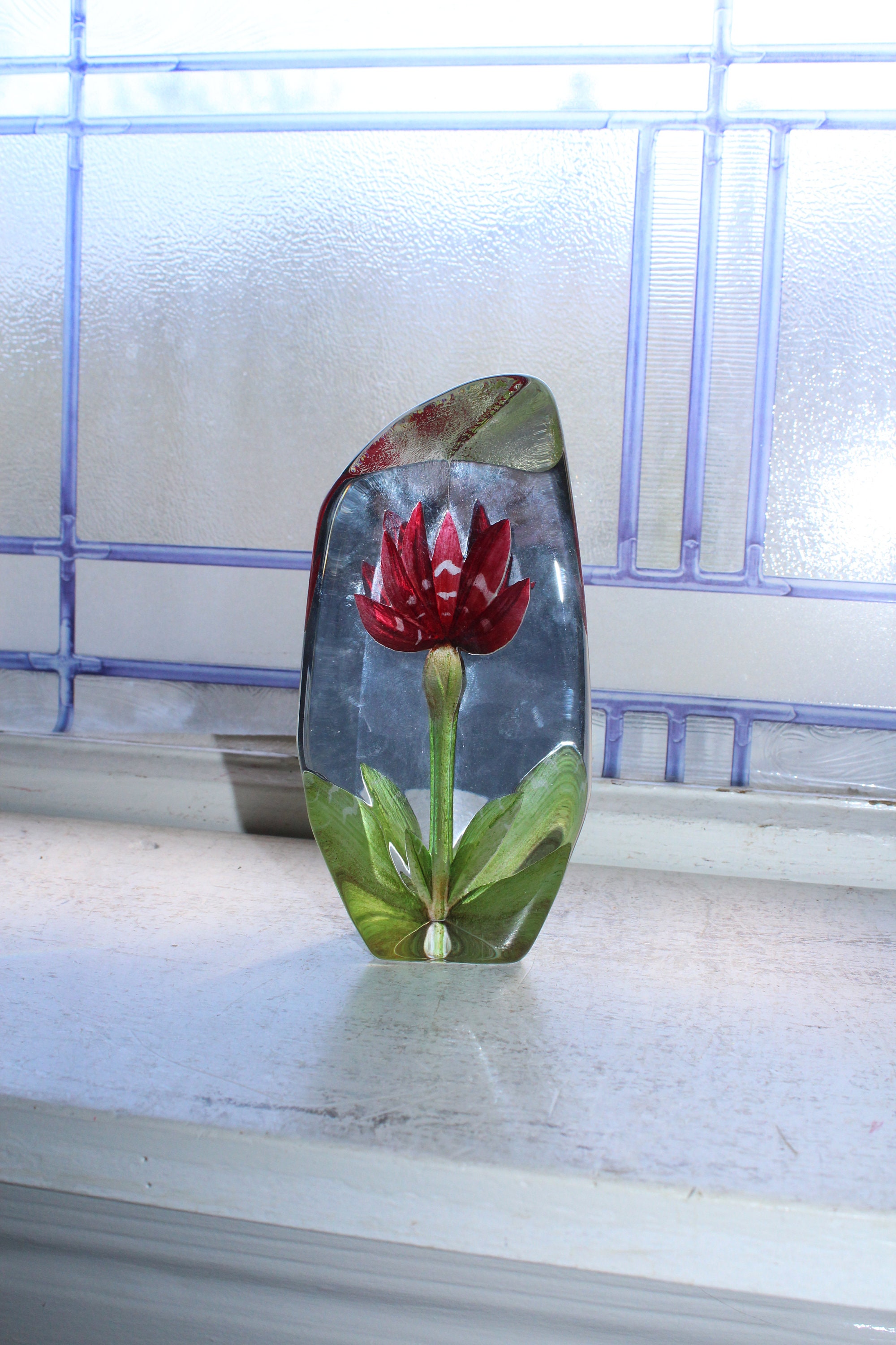 Mats Jonasson Maleras Crystal Anemona Flower Paperweight With Box