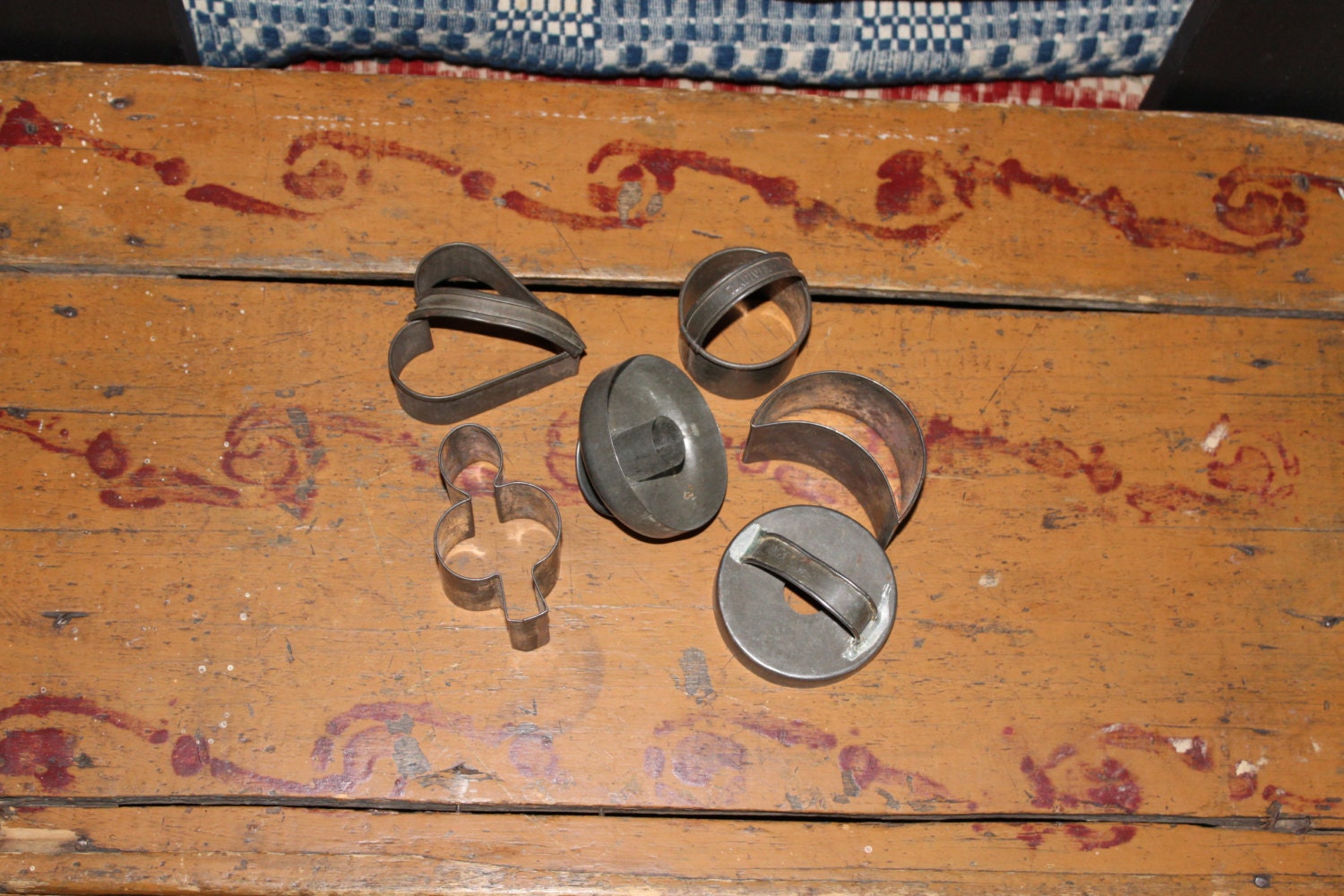 6 Antique Tin Cookie Cutters Heart Club Moon Round Doughnut Cutter