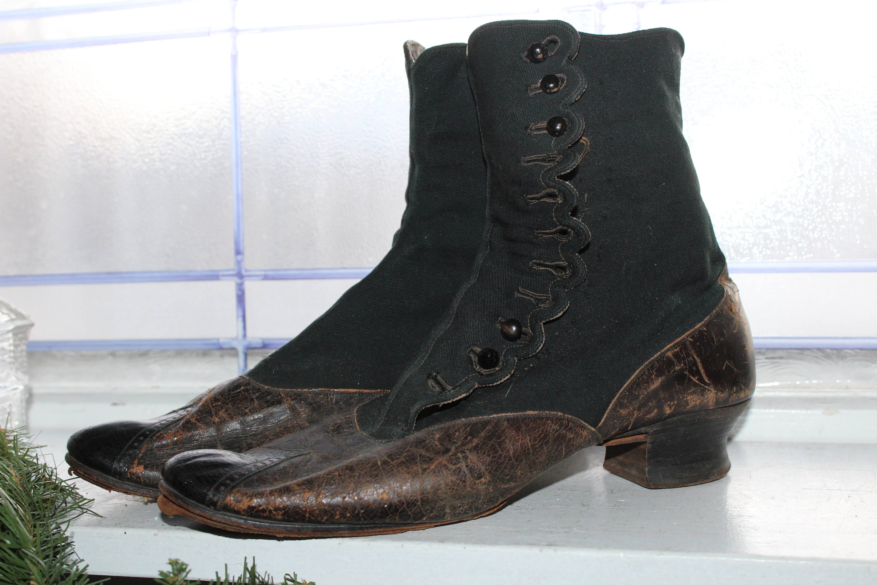 Victorian Womens Button Up Shoes Antique Circa 1900s Edwardian Steampunk