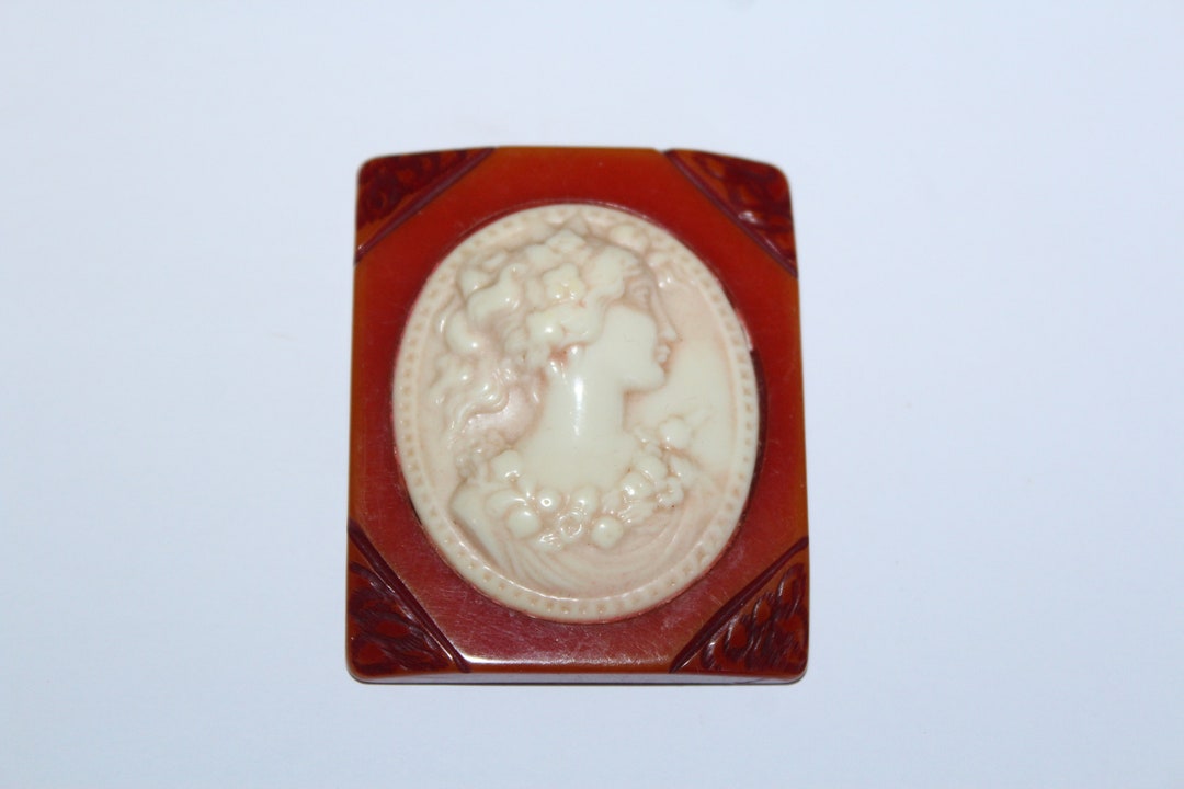 Vintage 1940s Bakelite & Celluloid Cameo Brooch Pin Brown and White - Etsy