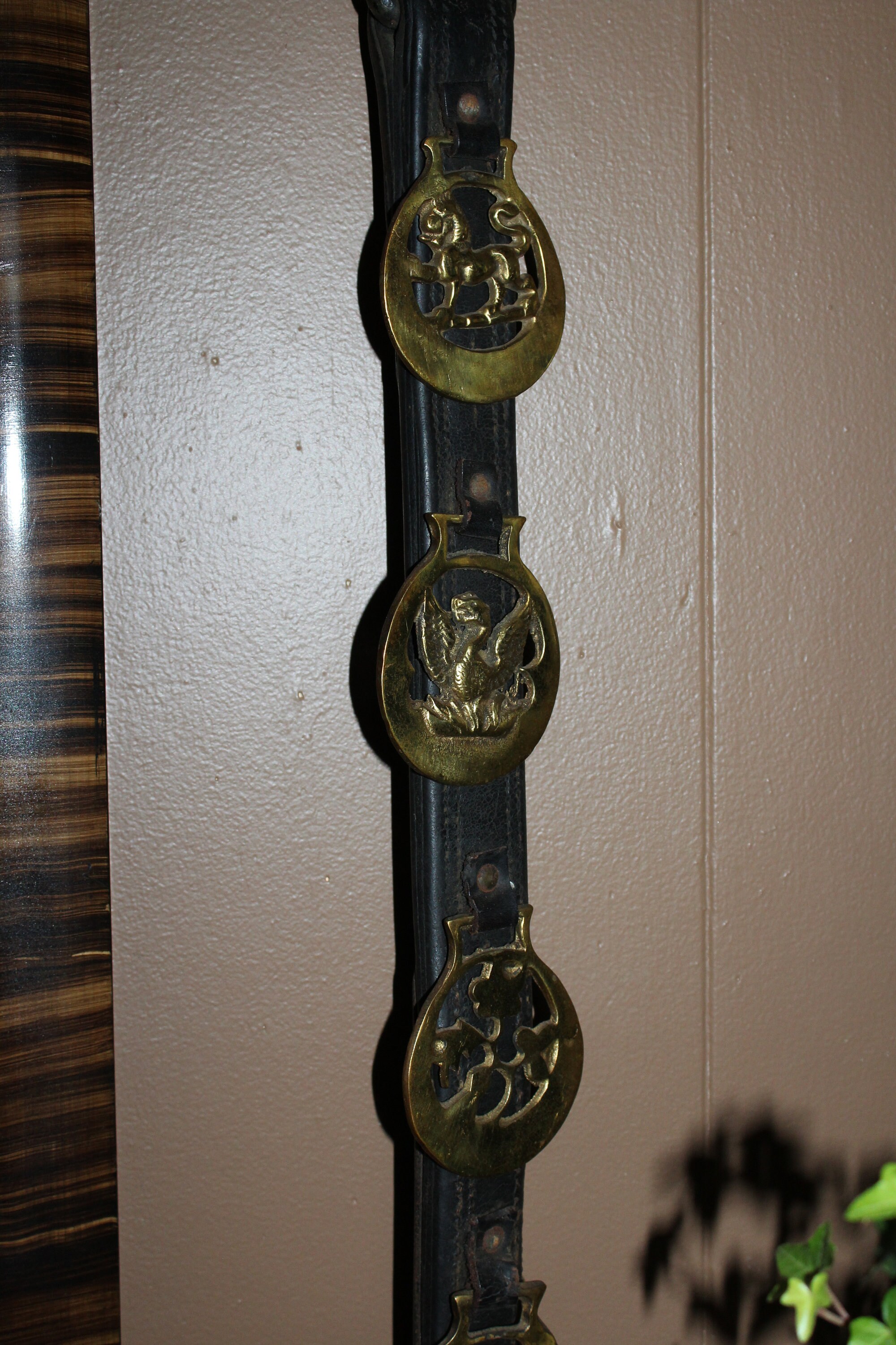 Vintage 46 Horse Bridle Leather Strap & 8 Brass Medallions Tack