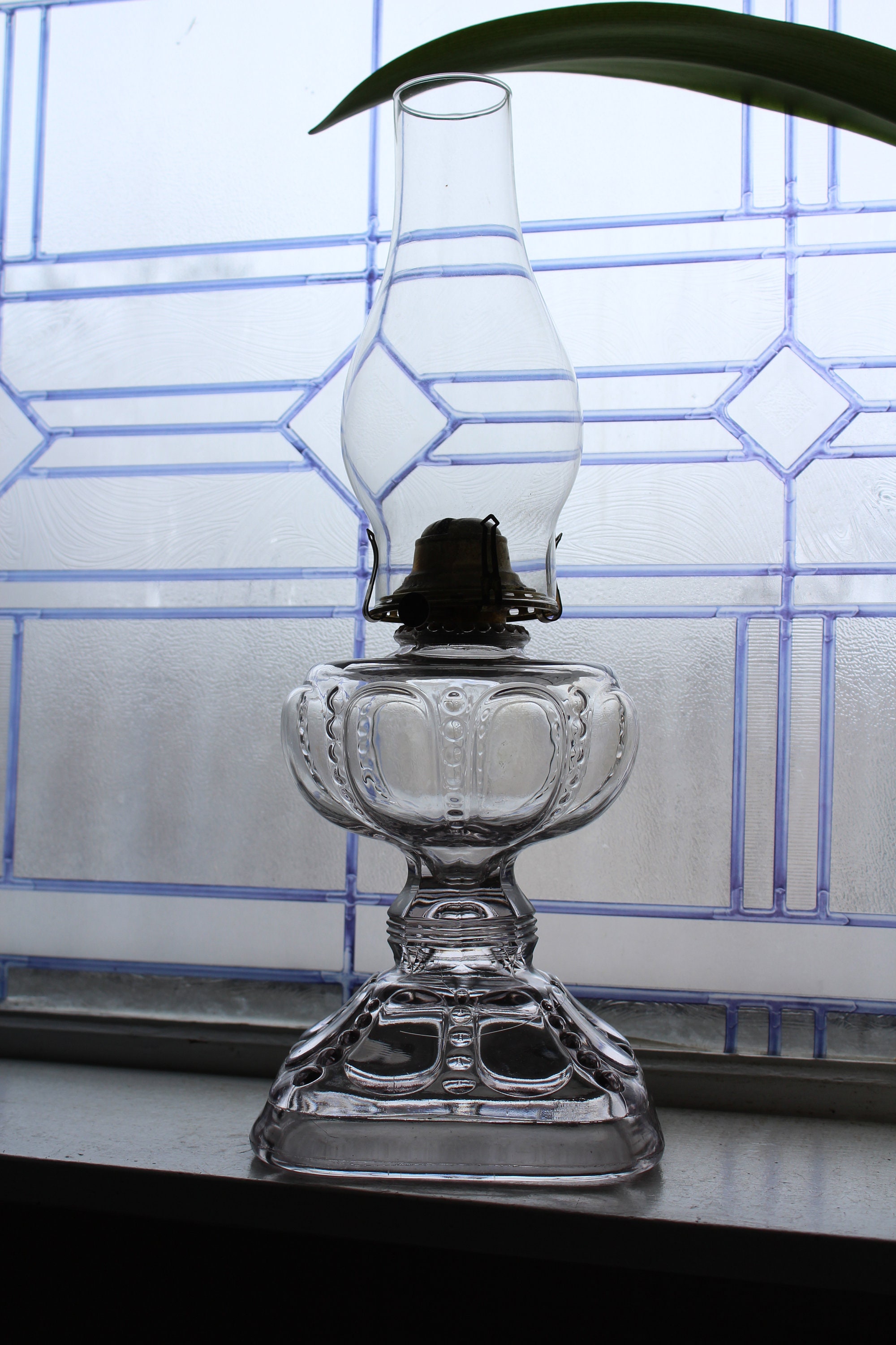 Antique Victorian EAPG Glass Oyster and Pearl Oil Lamp with Chimney