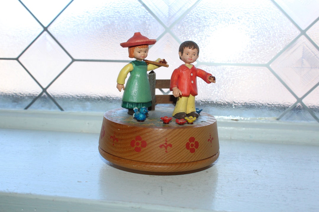 Anri Wood Music Box Boy Girl Fence Do You Know Where You're Going To - Etsy