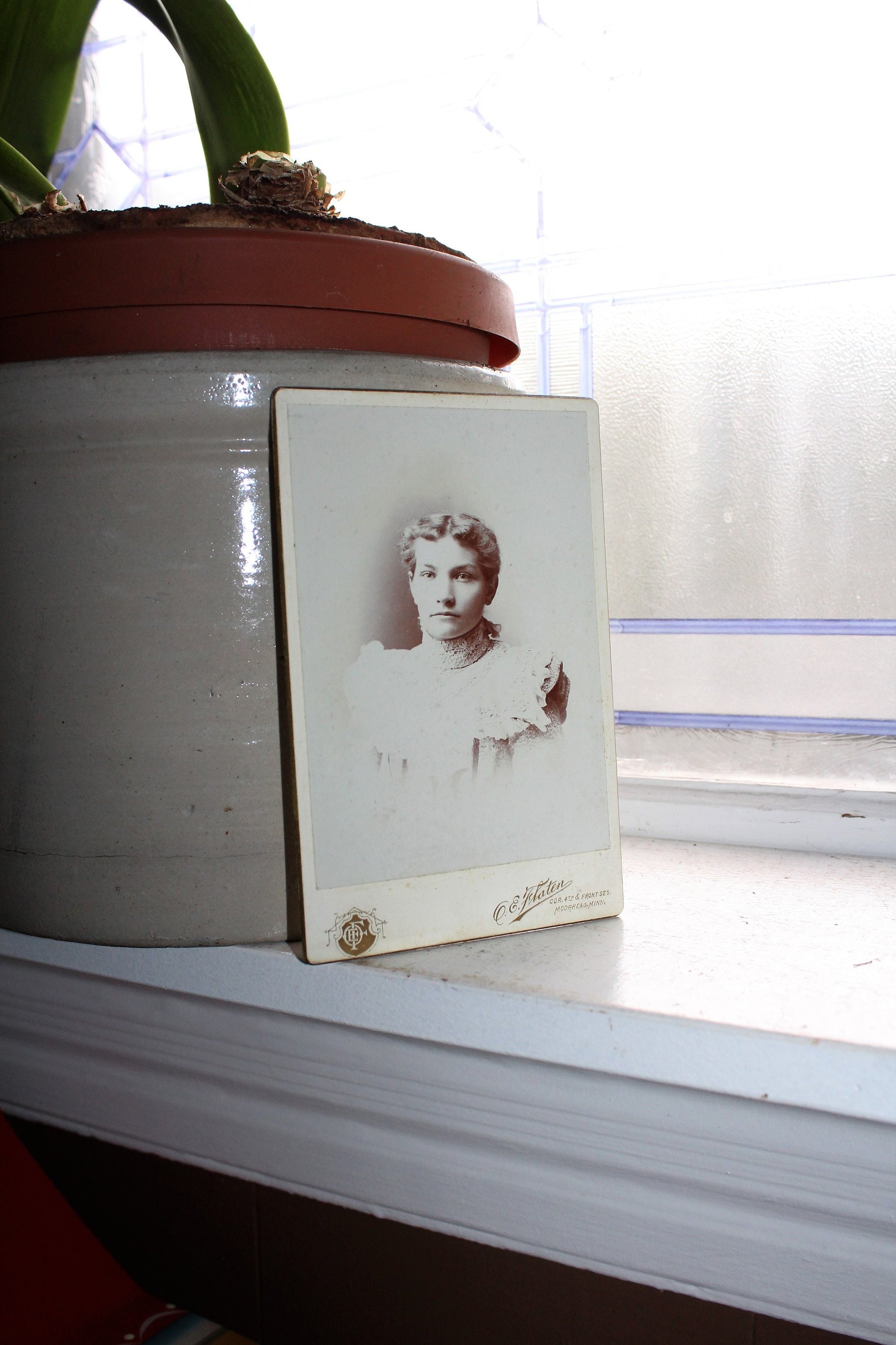 Vintage Cabinet Card Photograph Beautiful Victorian Woman