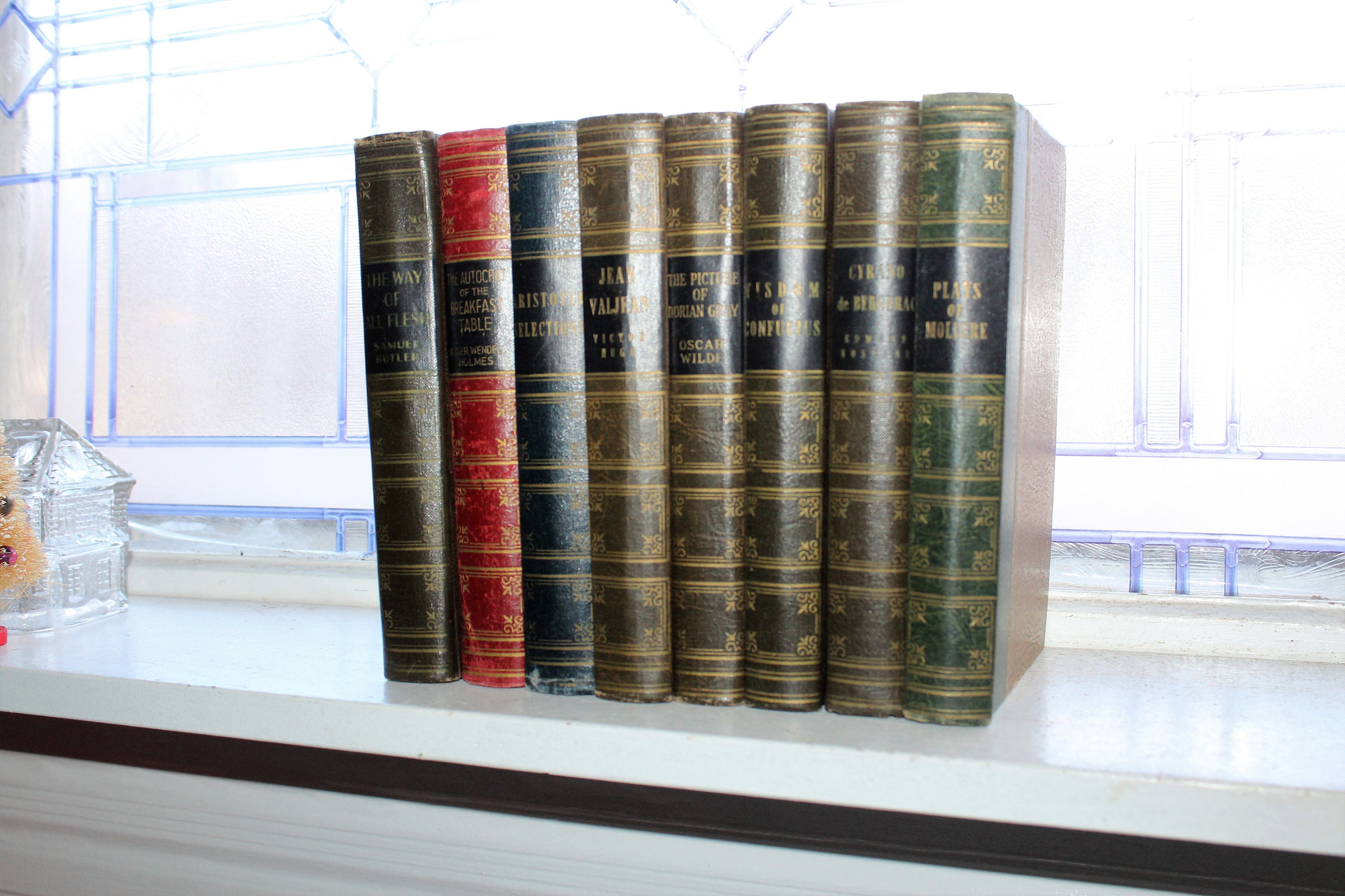 Classic Books 8 Vol. Set Circa 1900 Confucius Dorian Gray V. Hugo Etc