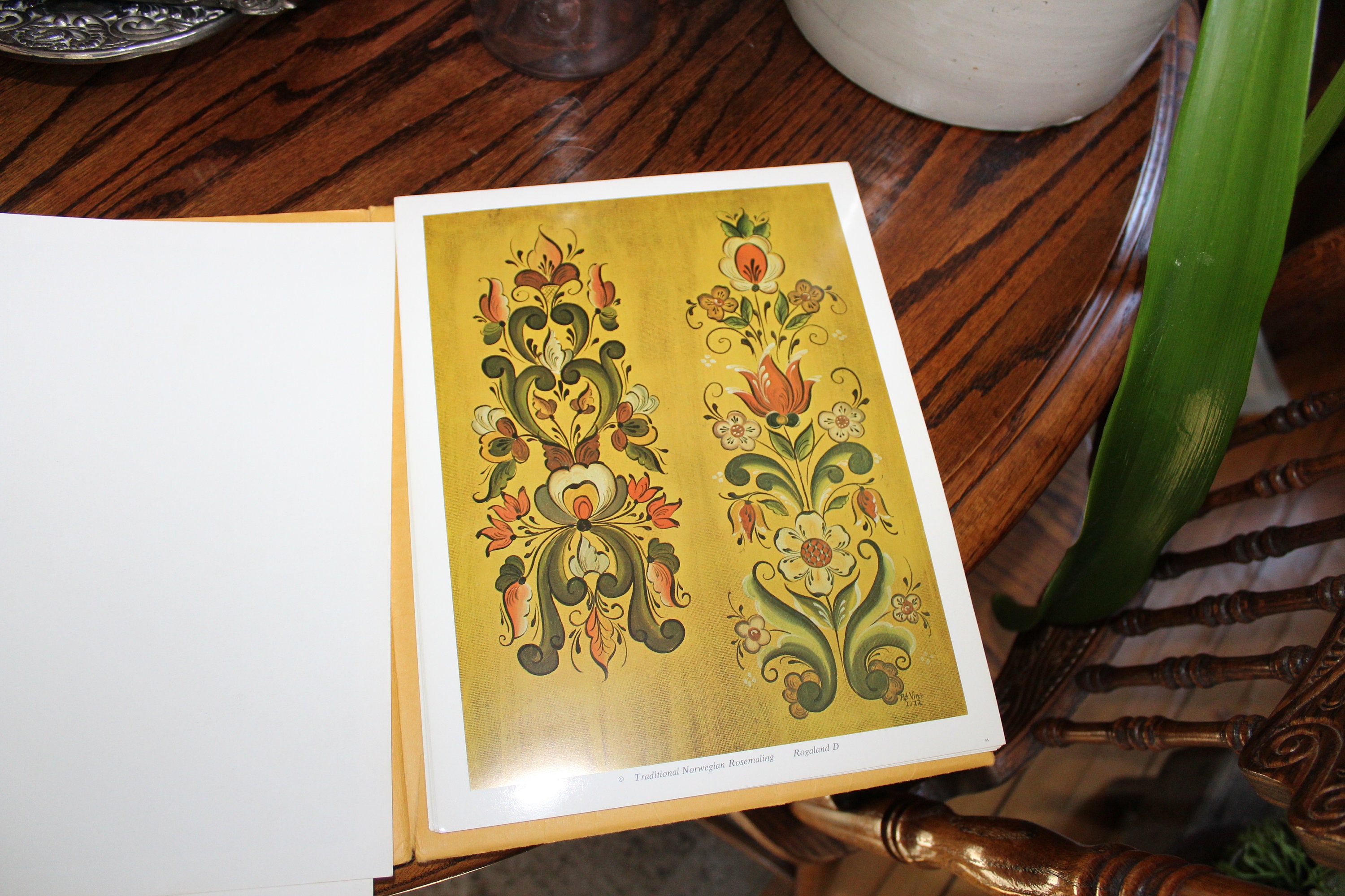 Traditional Norwegian Rosemaling Folio 1 by Pat Virch Vintage Book