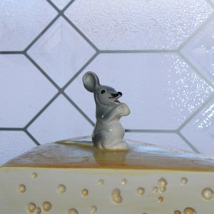 Vintage Cheese Dish With Figural Mouse Finial - Etsy