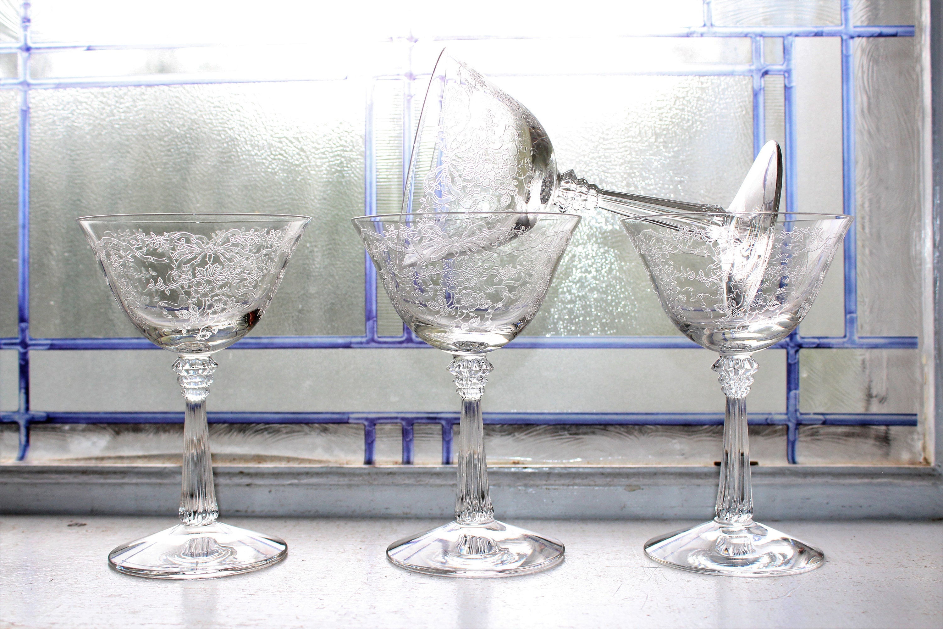2 Fostoria Romance Champagne Glasses Tall Sherbets Vintage 5 1/2 Stemware