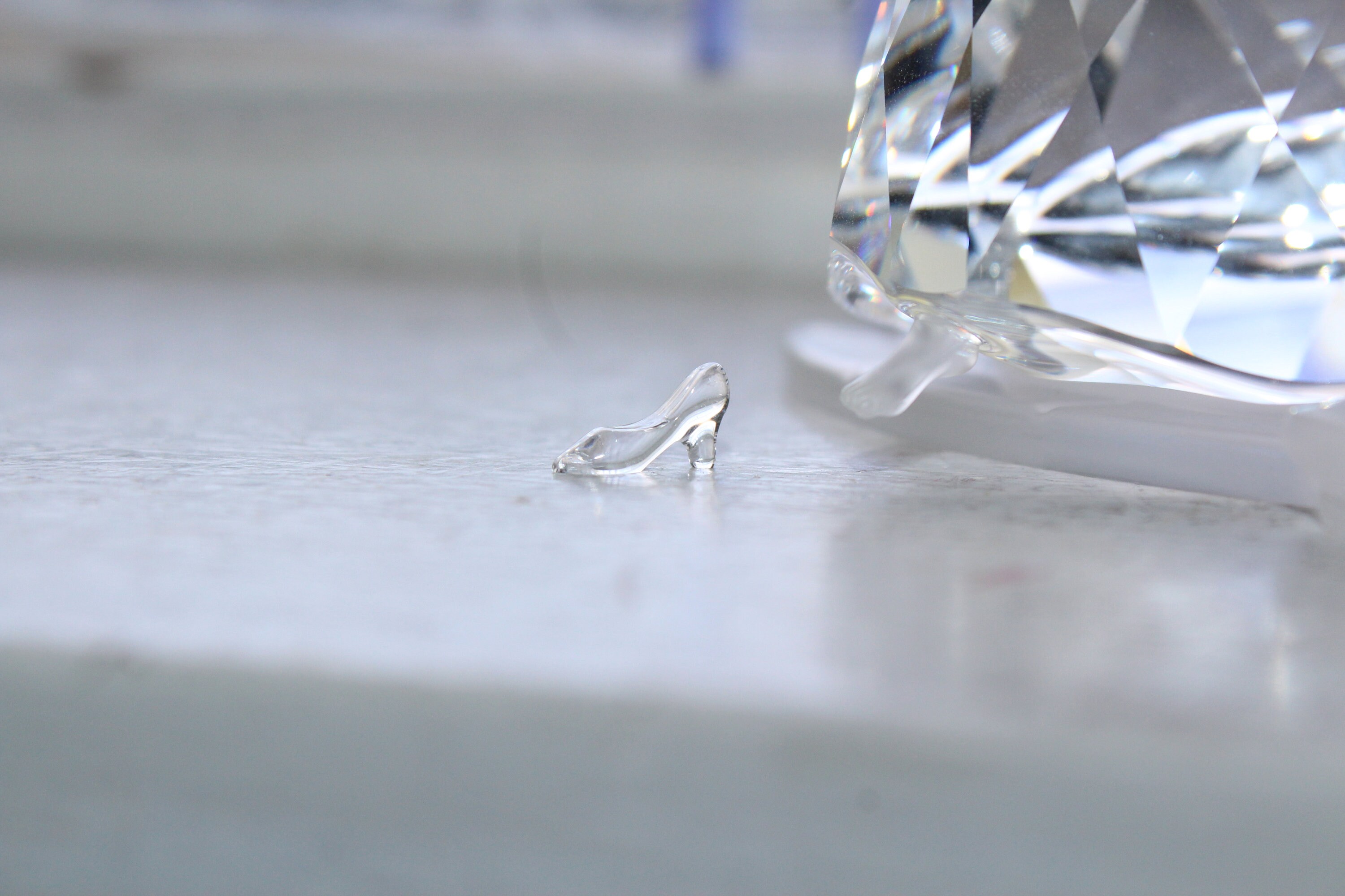 Swarovski Crystal Cinderella Figurine with Slipper and Original Box