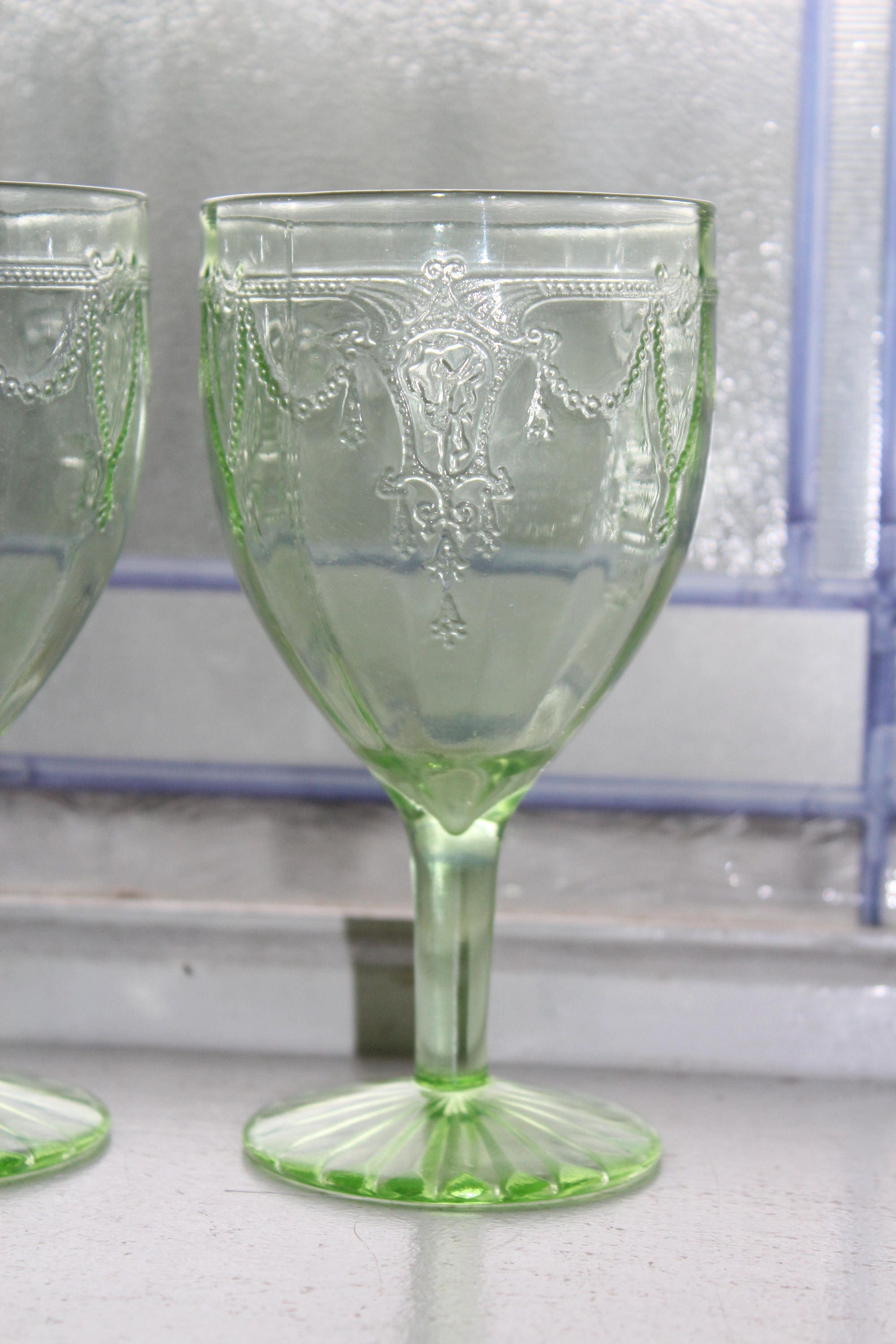 4 Green Depression Glass Goblets Cameo Ballerina Vintage 1930s