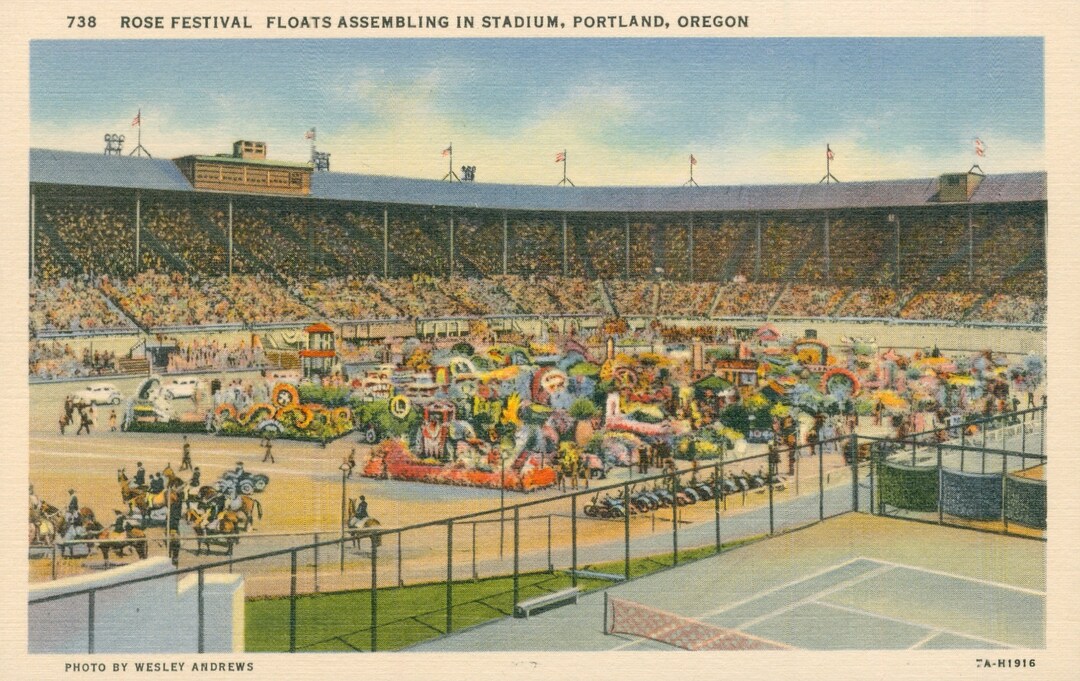 Linen Postcard, Portland, Oregon, Rose Festival Floats in Multnomah ...