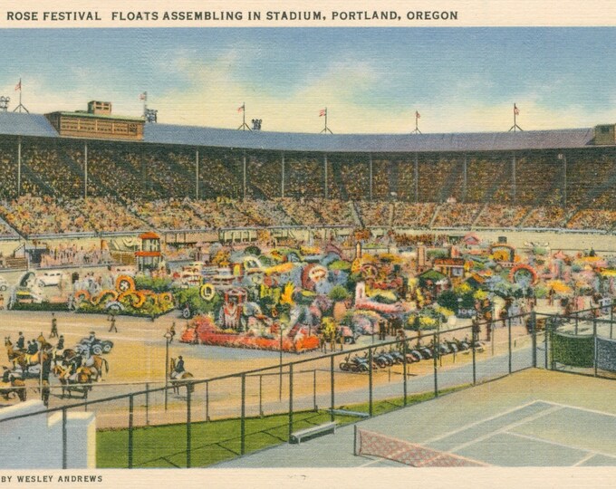 Linen Postcard, Portland, Oregon, Rose Festival Floats in Multnomah ...