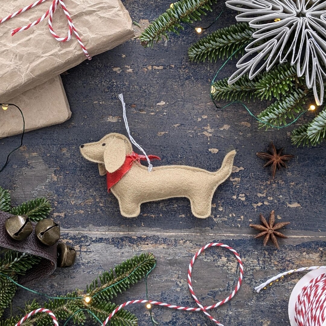Felt Weiner Dog Christmas Tree Ornament - Gifts for Dog Lovers ...