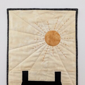 Quilted Folk Art Wall Hanging, Folk Art Farmhouse Mini Quilt, Primitive Quilted Wall Hanging ...