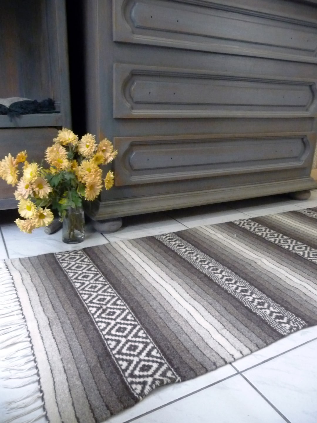 Handwoven Wool Traditional Rug, Natural Undyed Woolen Carpet, Heritage ...