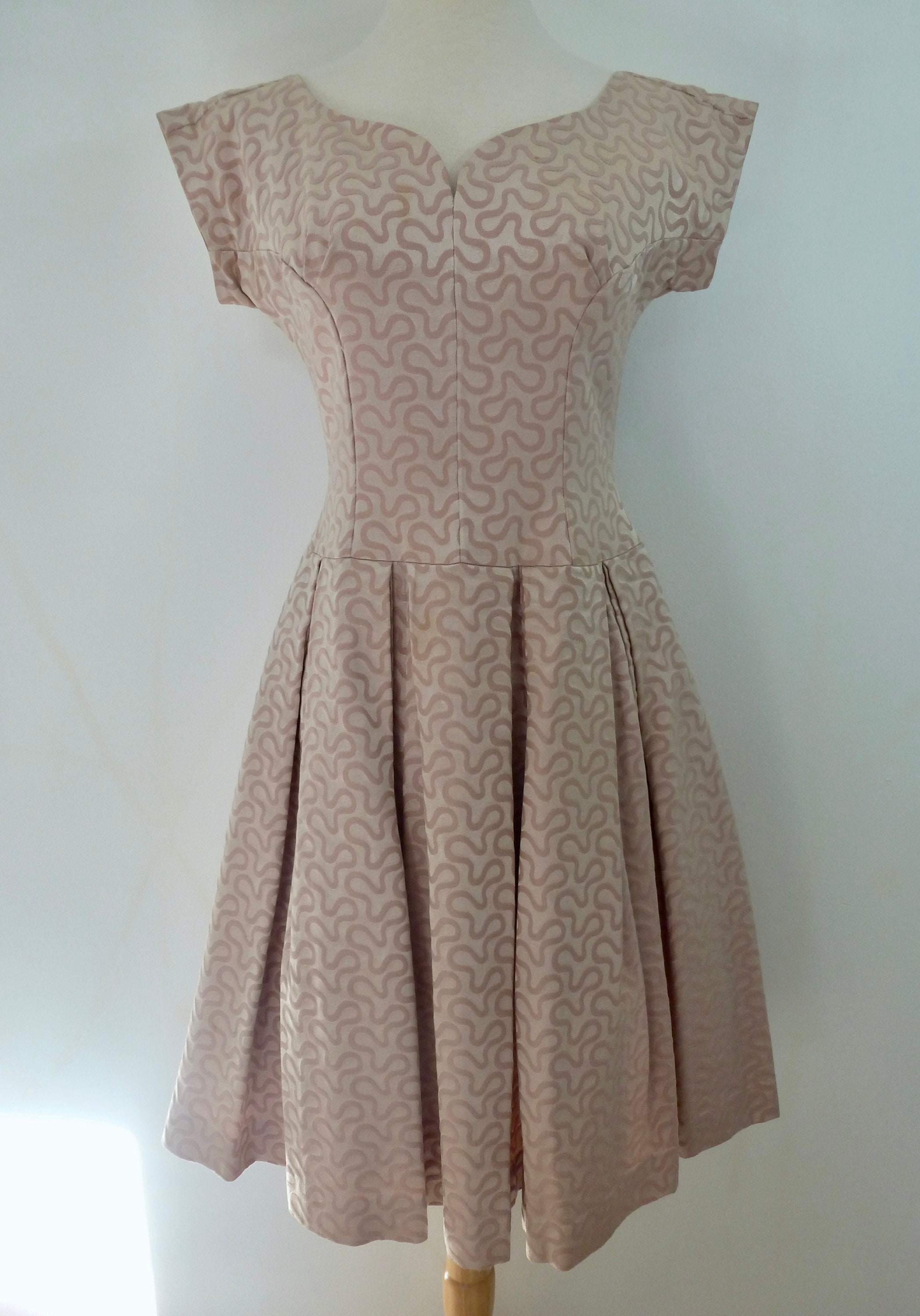 50's Pale Pink Atomic Dress Cupcake Full Skirt Iridescent | Etsy