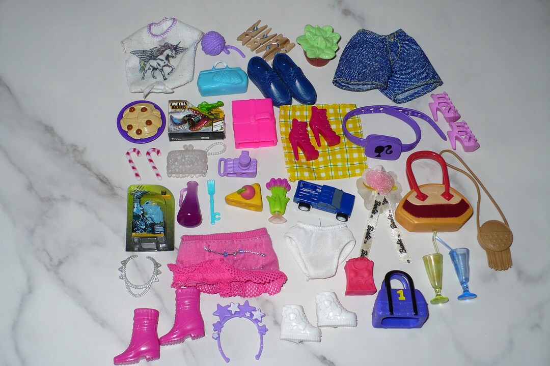 Mattel Barbie Doll Lot of ACCESSORIES Lot of Dreamhouse Items ~ Skirt ...