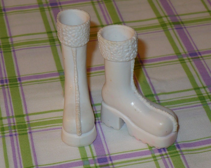 MGA BRATZ DOLL Replacement Tall White Boots Winter Wonderland Sasha ...
