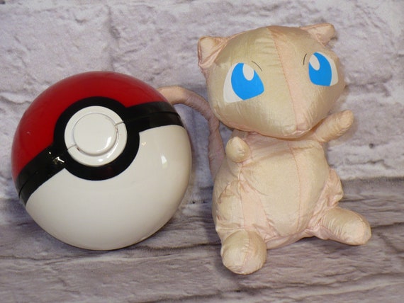 Pokemon MEW PLUSH with Large POKEBALL Vintage 1998 Hasbro Mew | Etsy