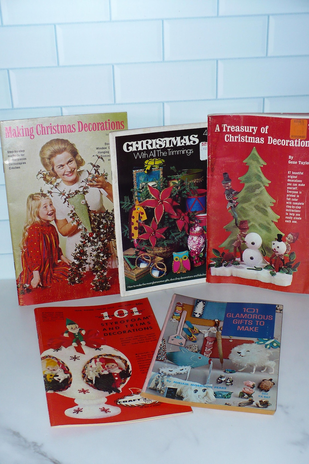 Set of 5 1960's CHRISTMAS CRAFT Books Booklets Christmas Decorations ...