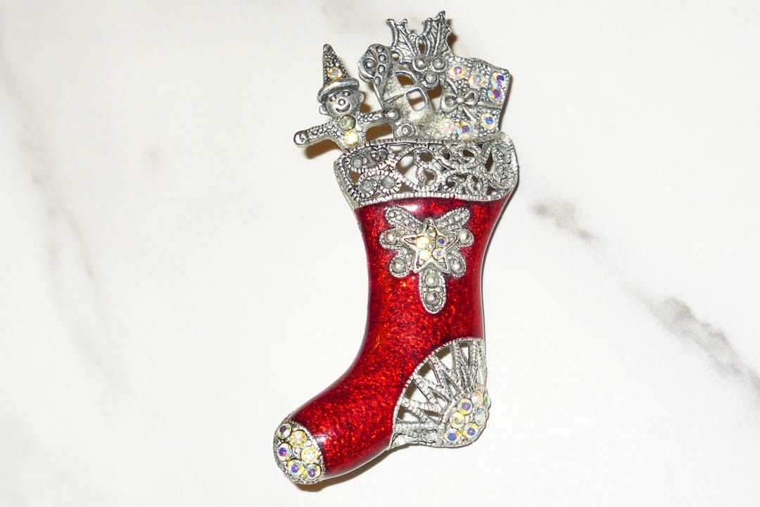 Vintage Enamel RED STOCKING Brooch Pin Christmas Holiday ~ Vintage ...
