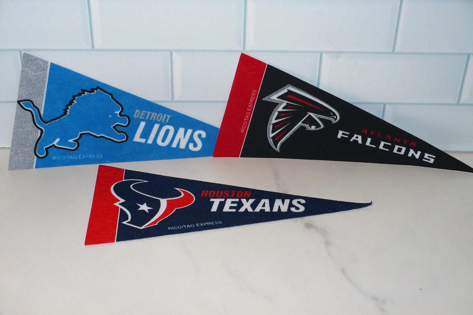 2000's NFL Mini Pennant Flags ~ Football Flags ~ NFL TEAMS ~ 8.5" Long ...