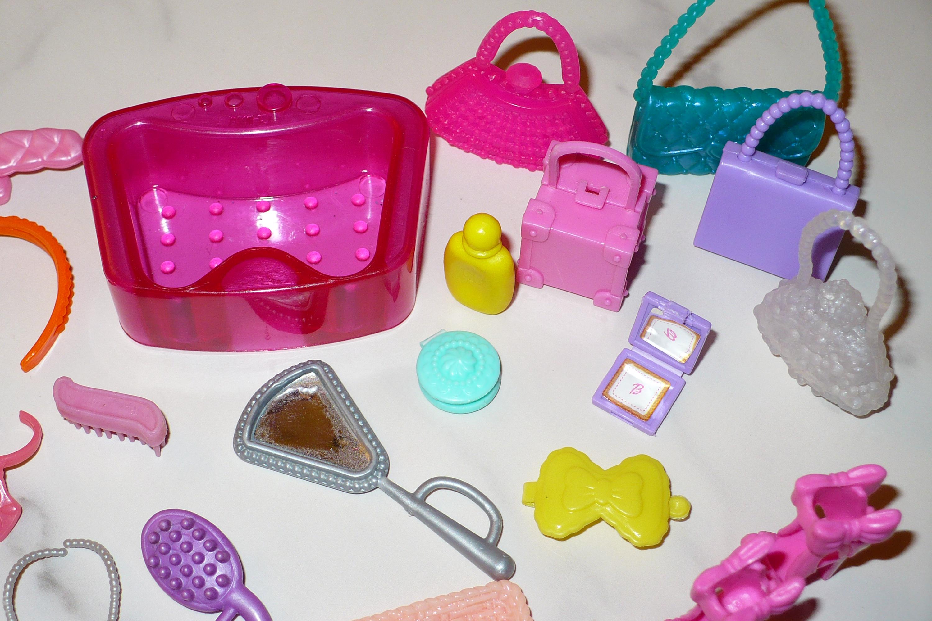 Vintage Barbie Doll Vanity Bathroom Lot ~ Shoes Purses Hair Accessories ...