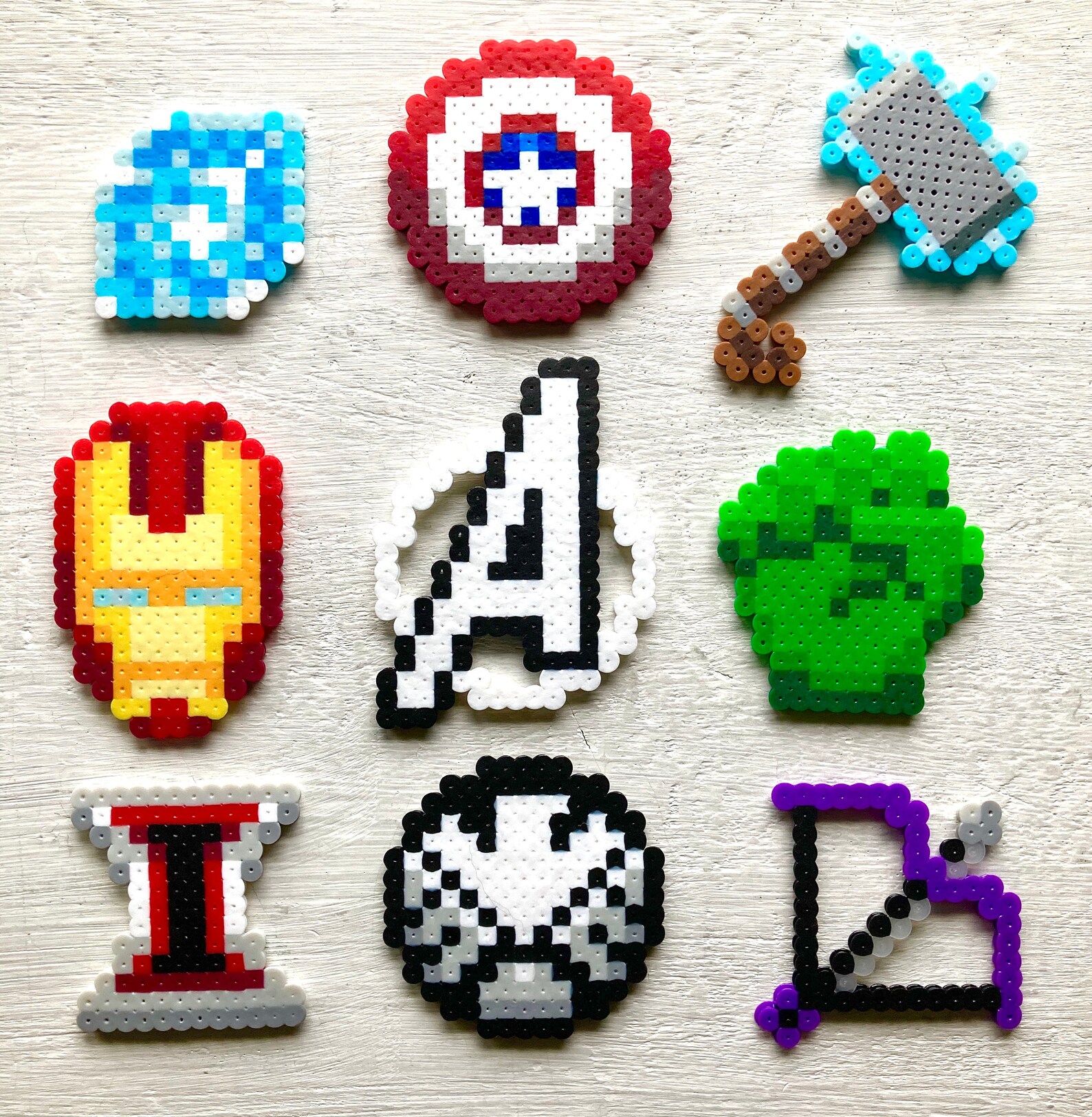 Avengers Retro Perler Bead Icons Imanes Pines 8 poco Pixel Art | Etsy