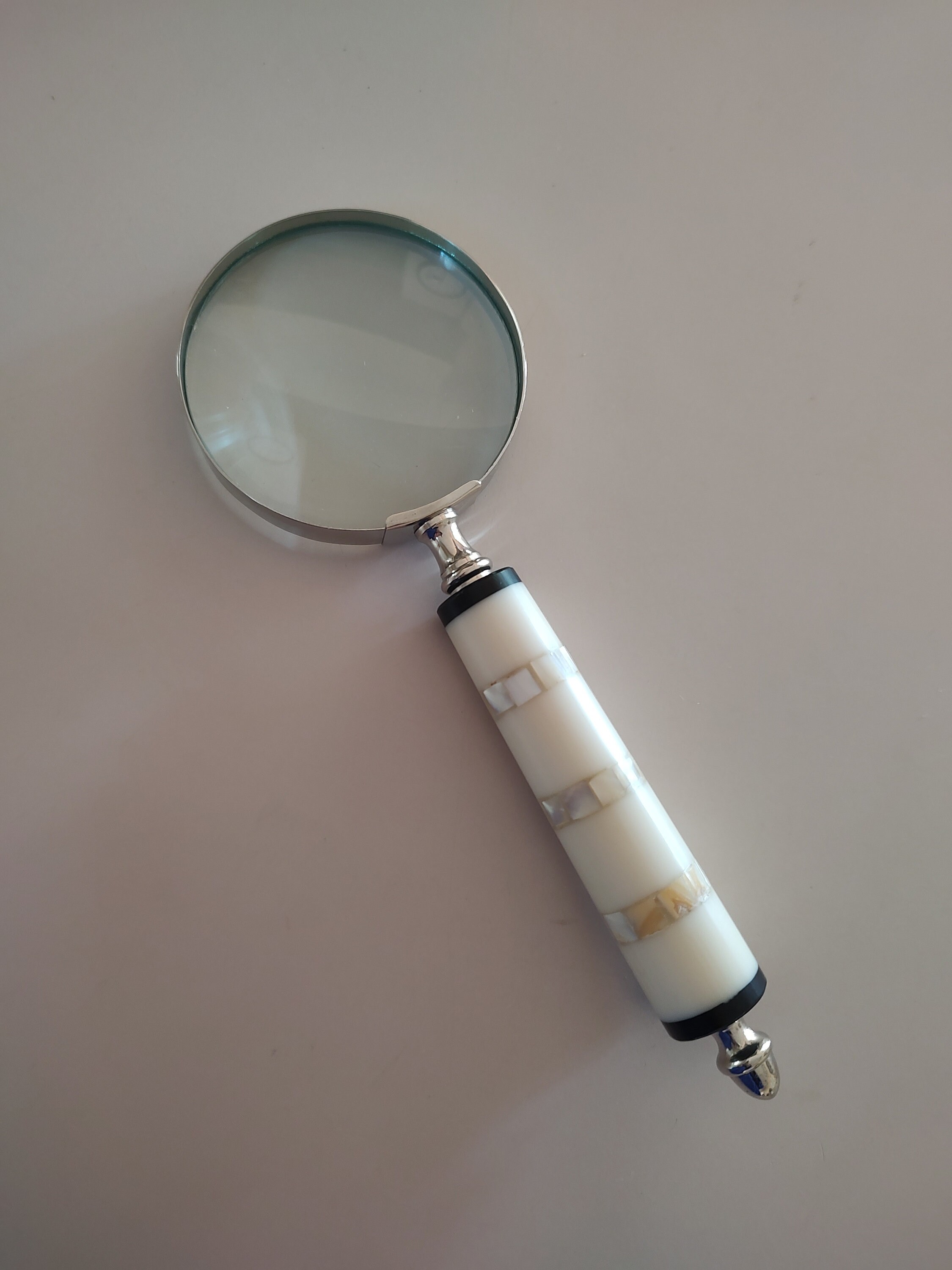 Magnifying Glass Handheld Resin Handle With Mother of Pearl Accent ...