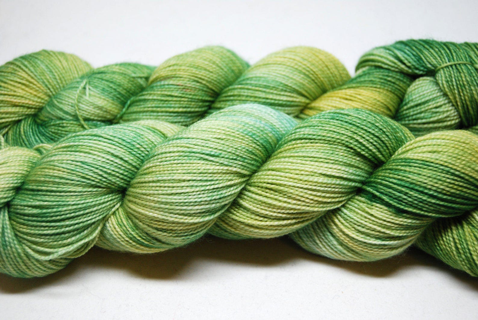 Fingering Weight, "fool in the Rain" Merino Wool Superwash Yarn, 4 Oz ...