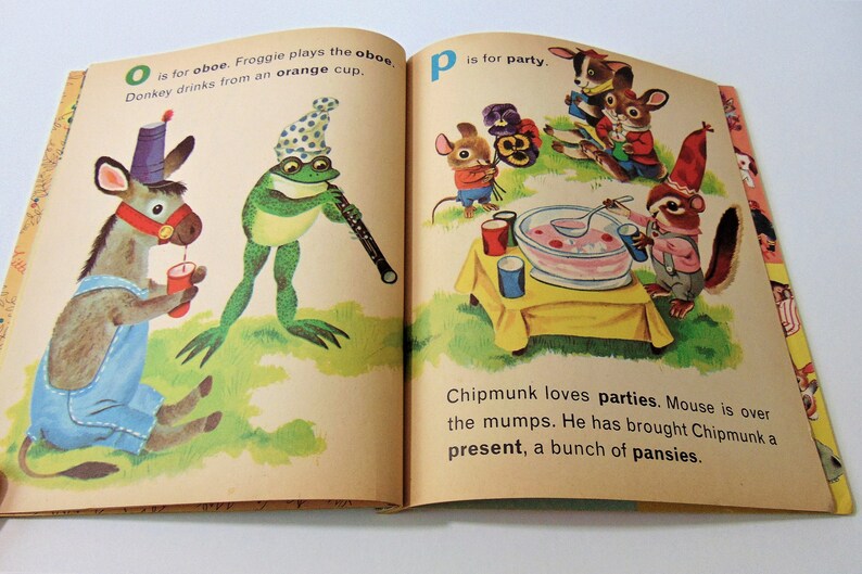 Chipmunk's ABC Vintage 1960s Little Golden Children's - Etsy