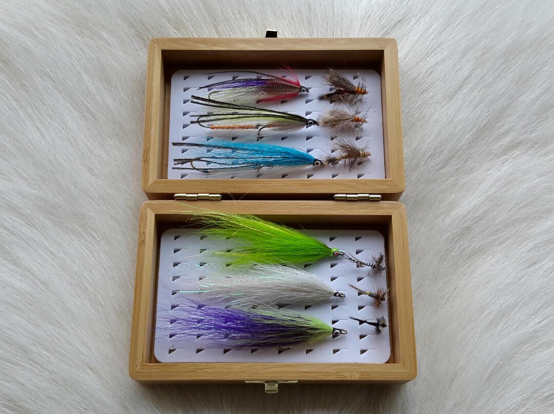 Fly Box.. Bamboo Wood Engrave Fish Design With (12) Flies.. Combo #19 ...