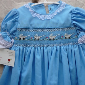 Little Girl Dresses. Hand Smocked Girls Dresses and Bonnet.. Baby ...