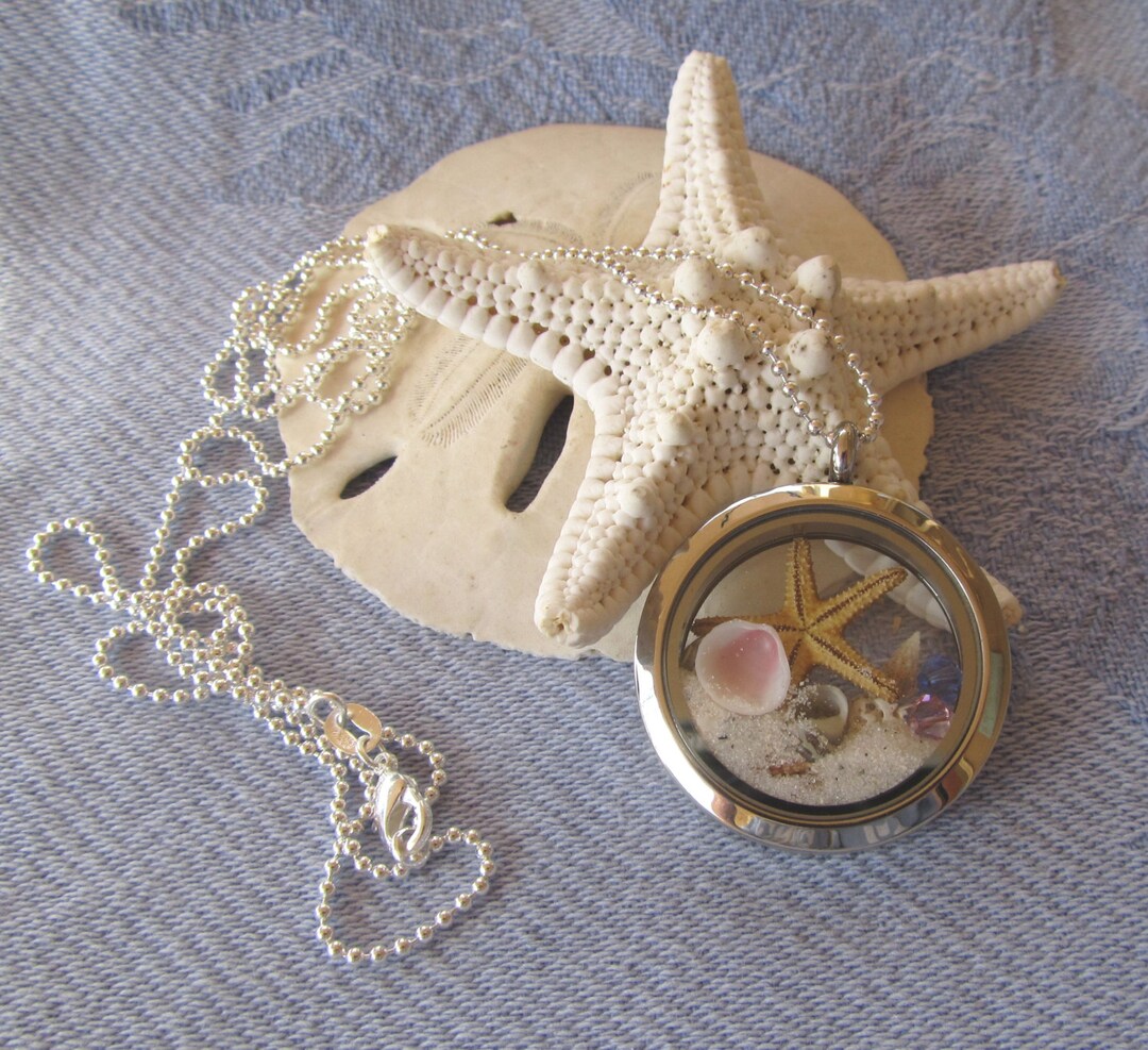 Mermaid Alert - Floating Locket Real Starfish or Tiny Sand Dollar N ...