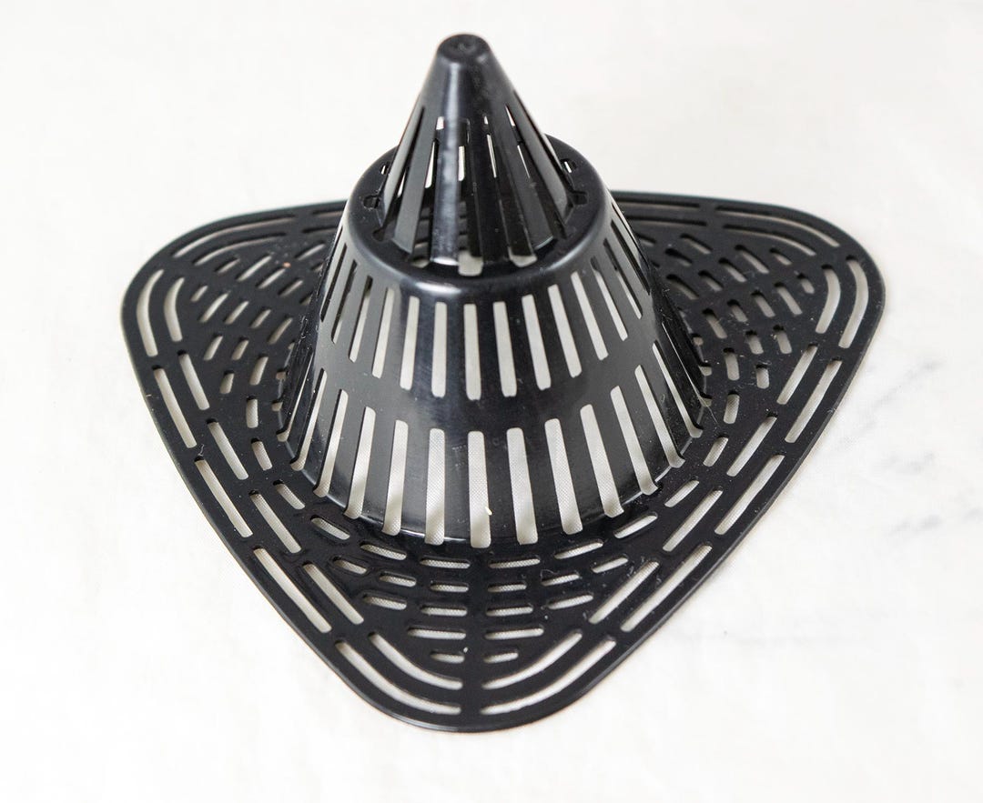 Yubonzai Japanese Unique Cone Shape Plastic Drainage Mesh for Flower ...