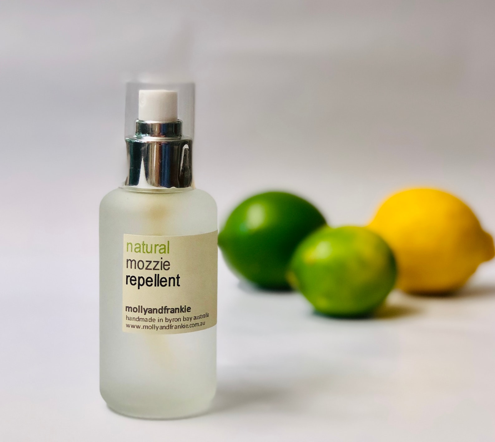 Natural Mozzie Mosquito Spray - Etsy