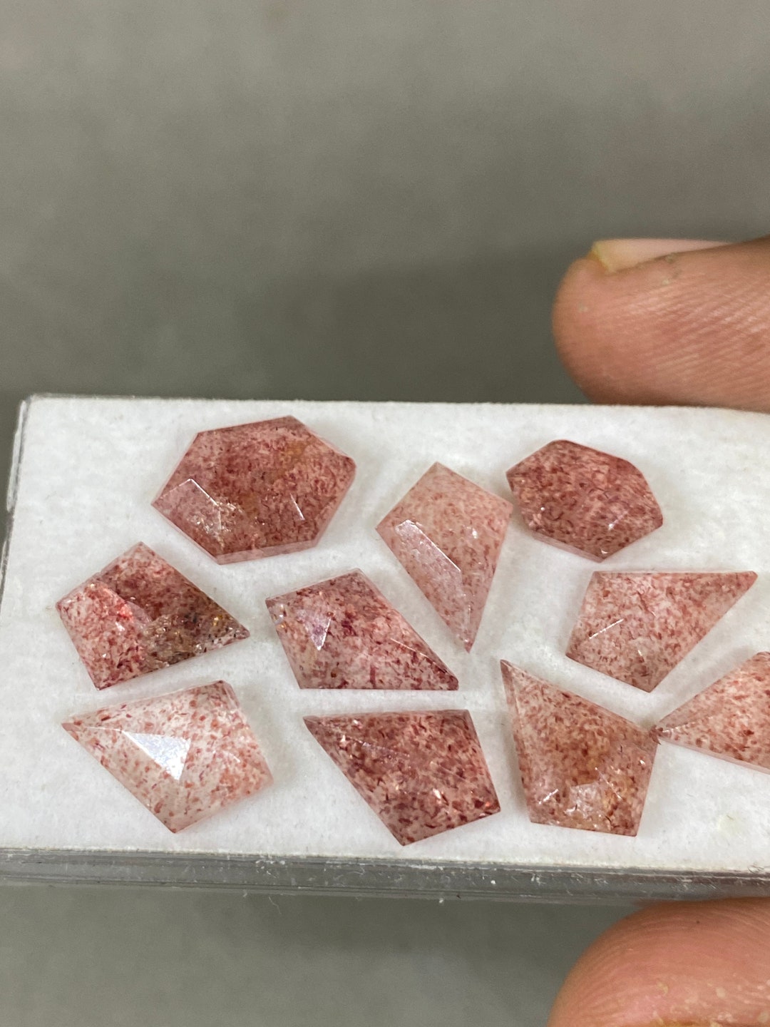 Stunning Strawberry Quartz Geometric Flatback Lot Beautiful Fine ...