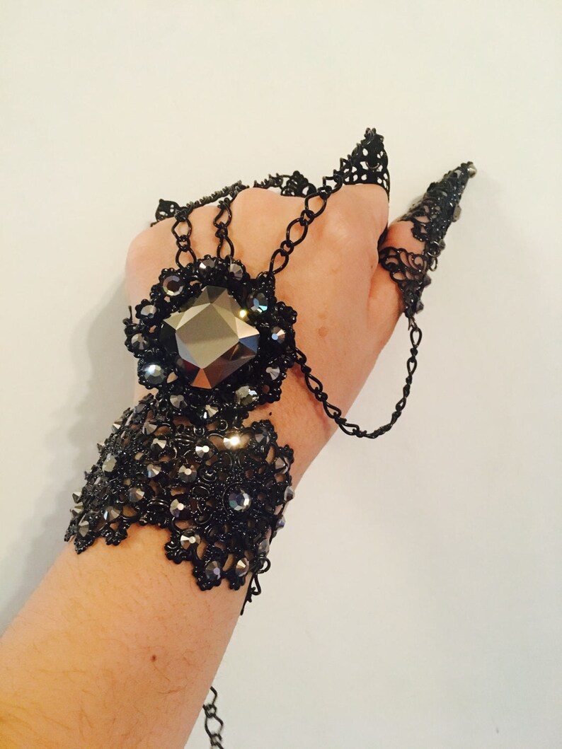 Crystal Gauntlet With Nail Guards,full Finger Bracelet,armor Bracelet ...